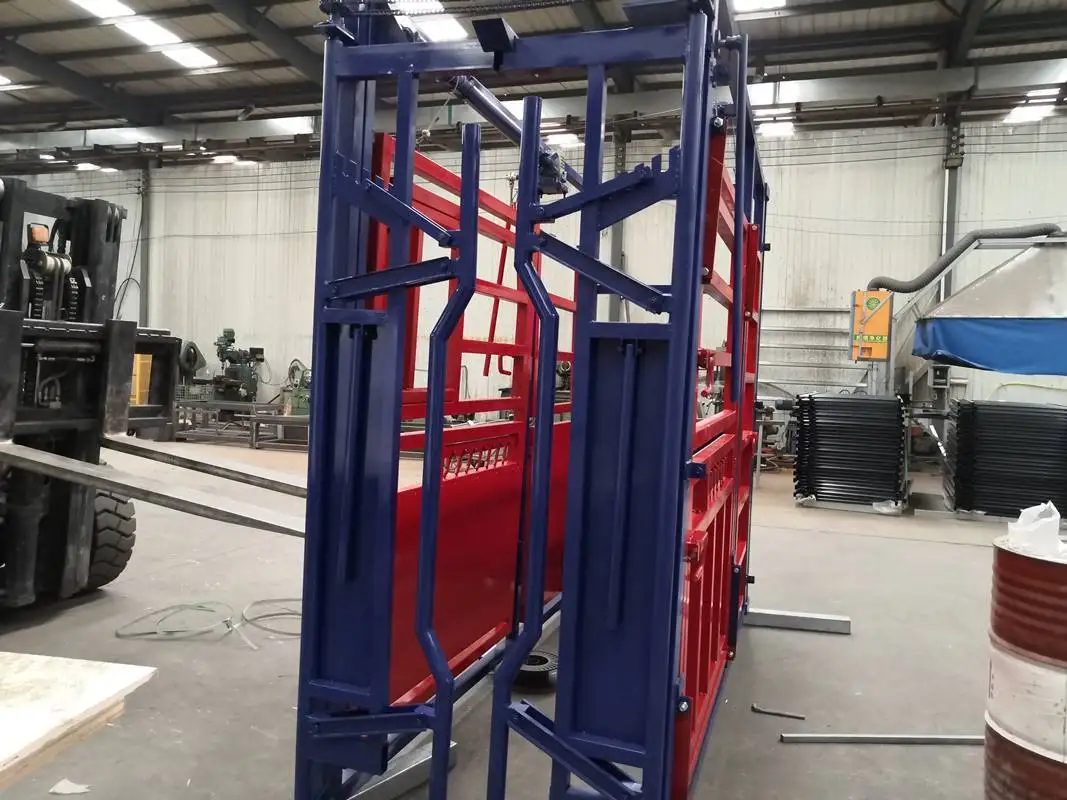 Hdg Mobile Cattle Dip Spray Race Crush With Sliding Gate Head Bale ...