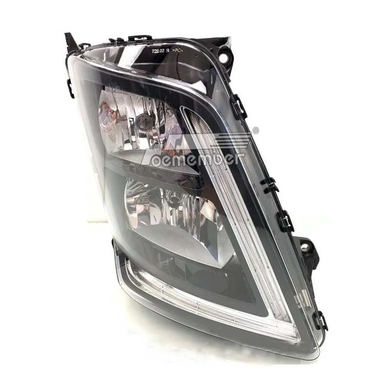 Volvo Truck Body Parts - 22239057 Headlamp for FH4 Right