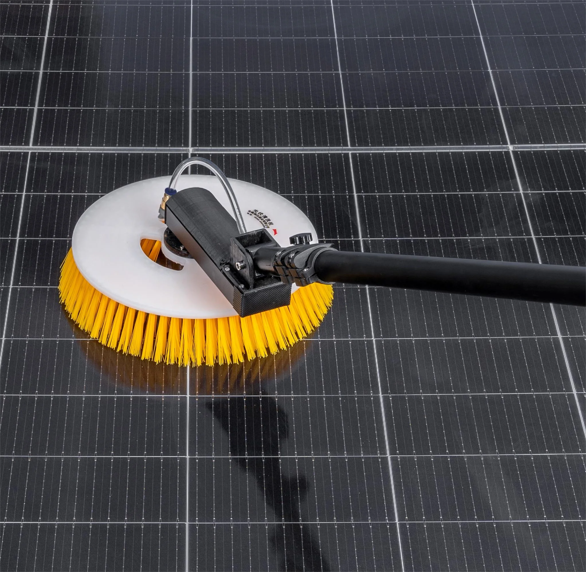 Universal Design Solar Panel Cleaning Brush For Efficient Cleaning On ...