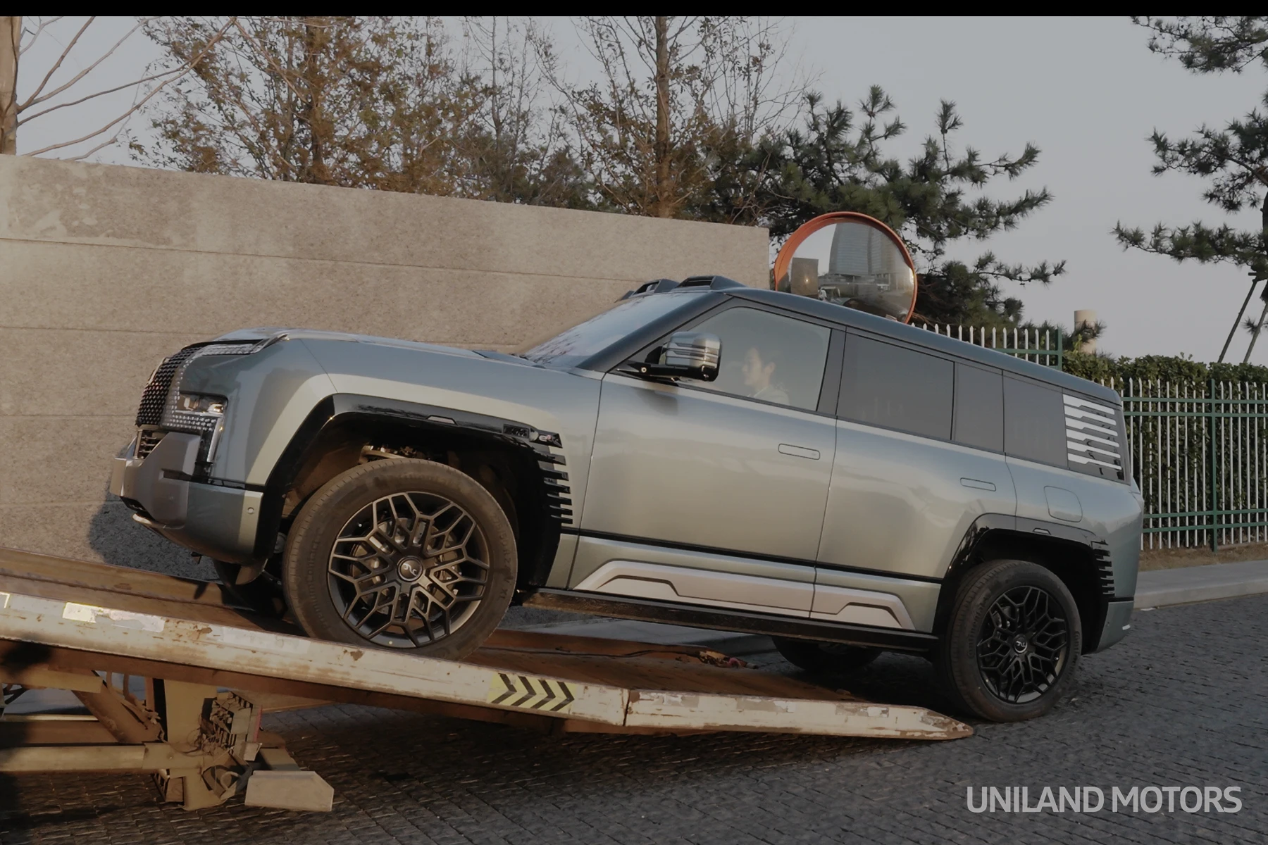 2023 Byd Yangwang U8 Luxury Hybrid Car 180km Electric Suv 4wd 2.0t New Energy Vehicles In Stock ...