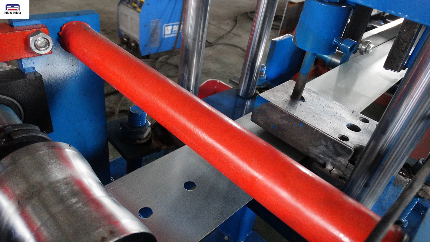 Galvanized Light Steel Frame C Channel Frame Roll Former /omega ...