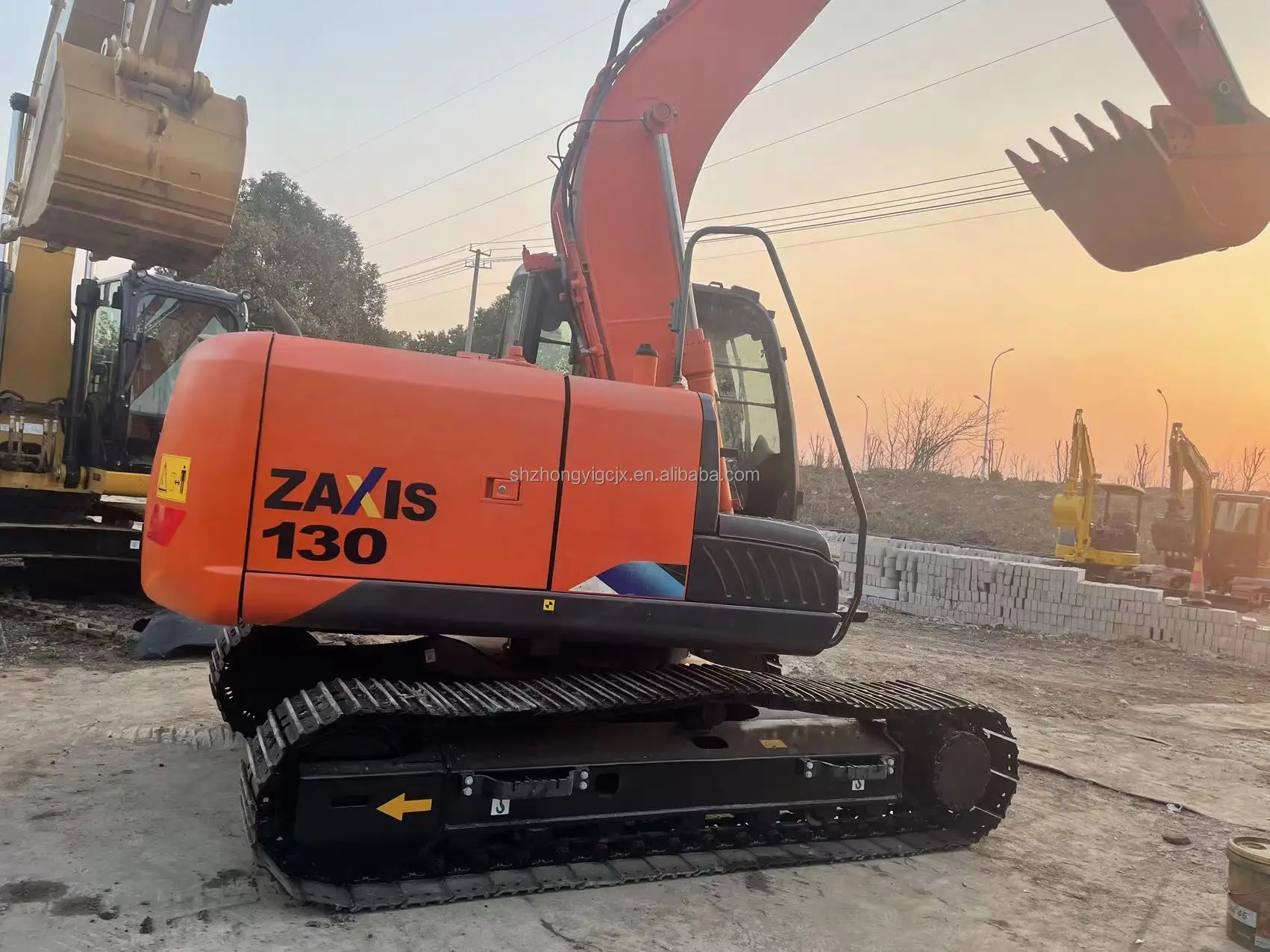 Latest Model Crawler Second Hand 2019 Year Hitachi ZX130-5A ZX120 ...