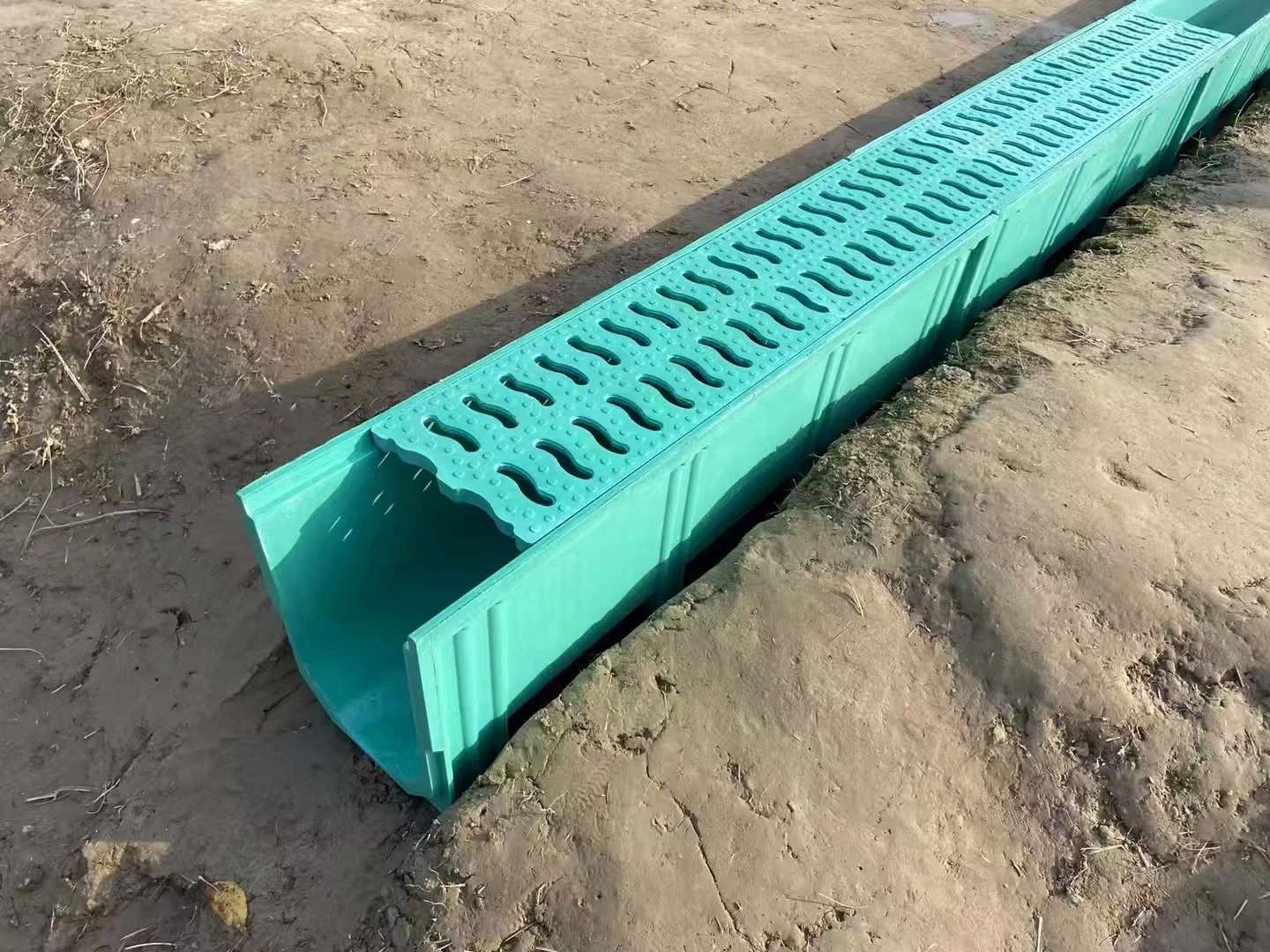 SMC Fiberglass Drain Trench Roadway Precast Linear Rainwater Drain ...