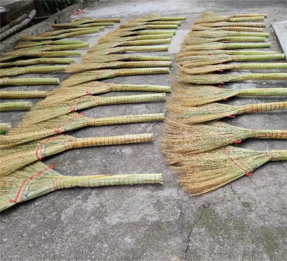 Outdoor Garden Sorghum Broom And Sorghum Grass Corn Broom With Long ...