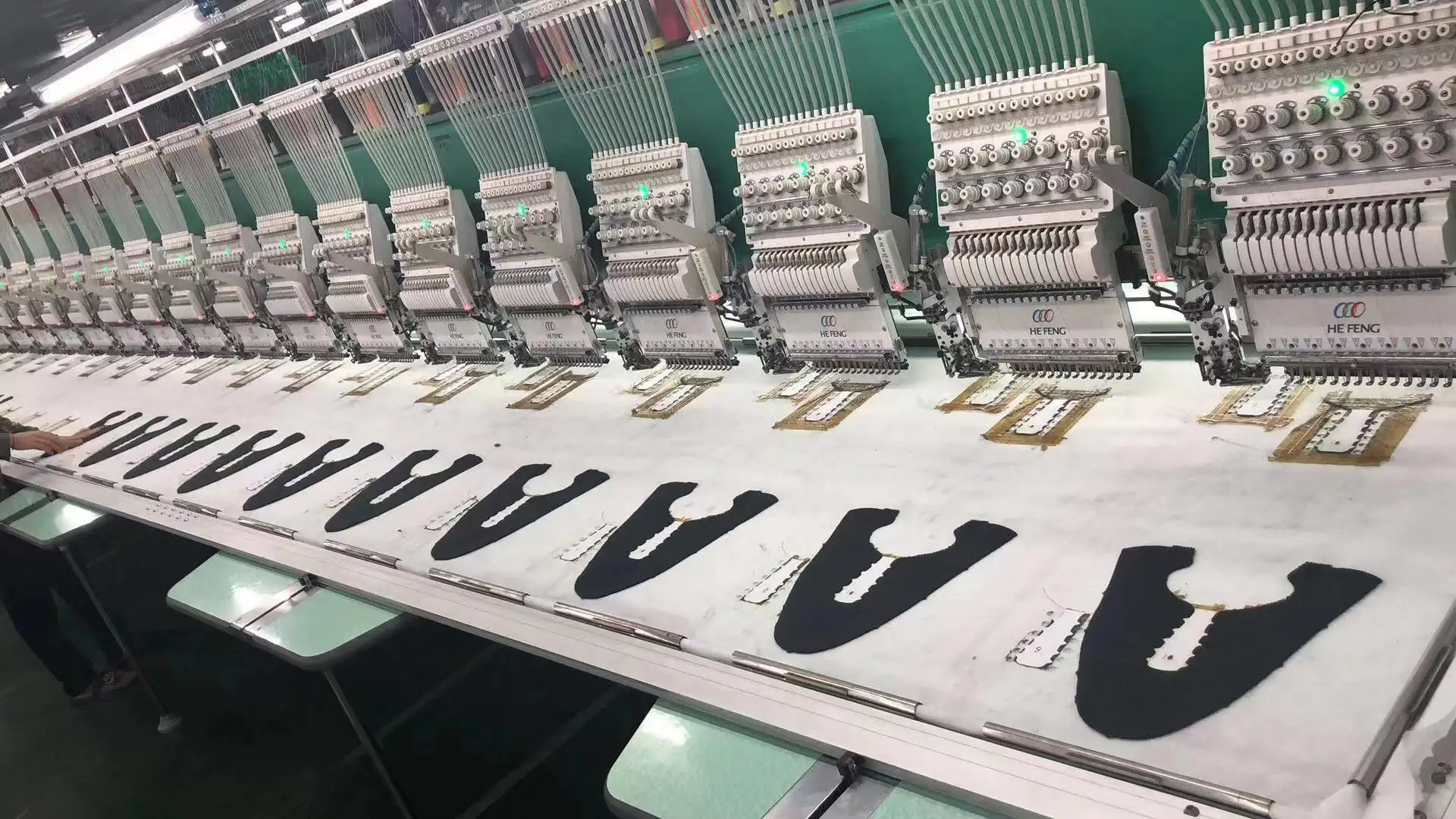 Multi Head Mixed Flat Coiling Cording Sequin Beading Embroidery Machine ...