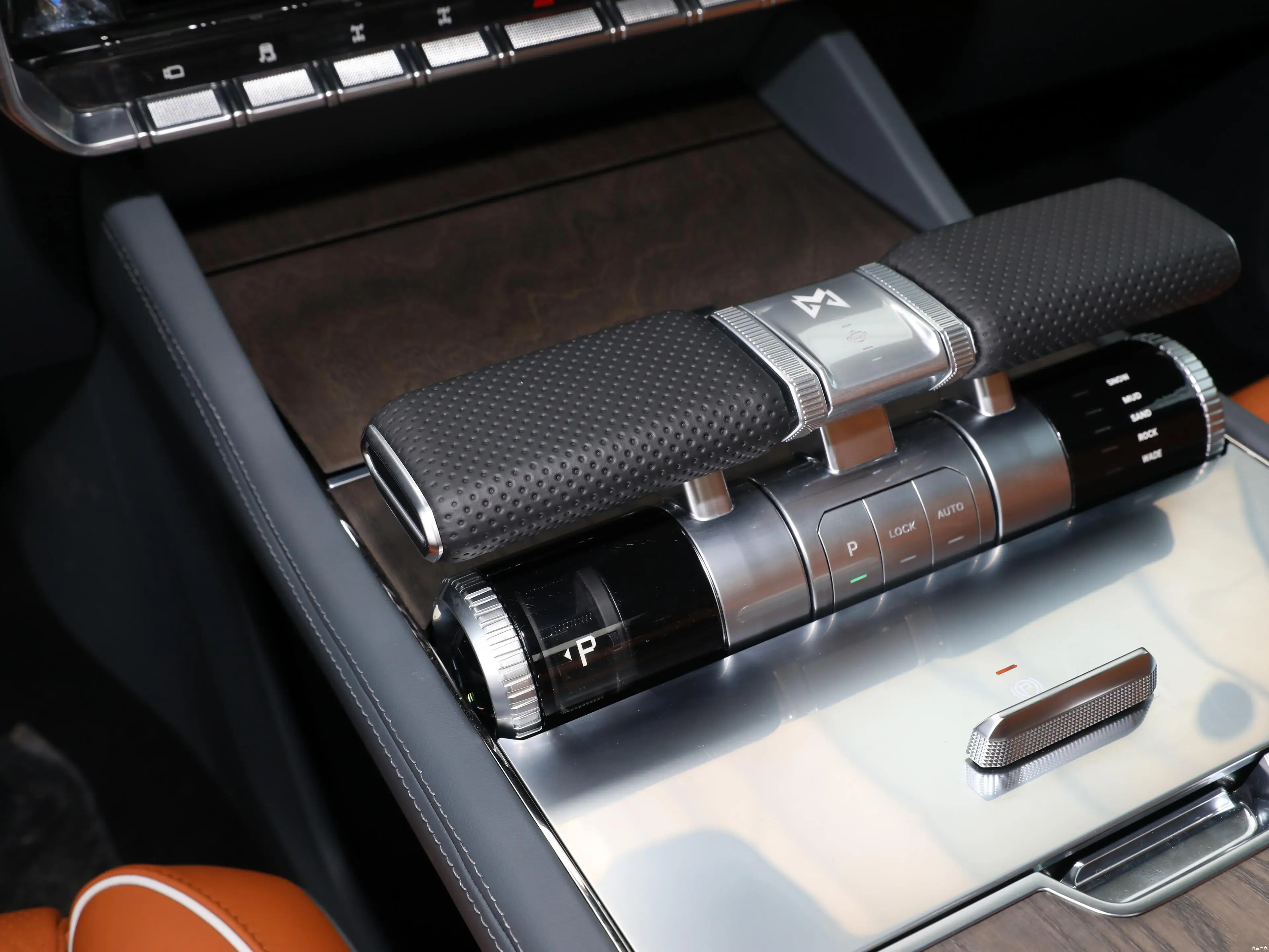 Dongfeng Mhero 917 New Energy Battery Electric Long Range Fast Charge 505km 5 Doors 5 Seats Hard ...