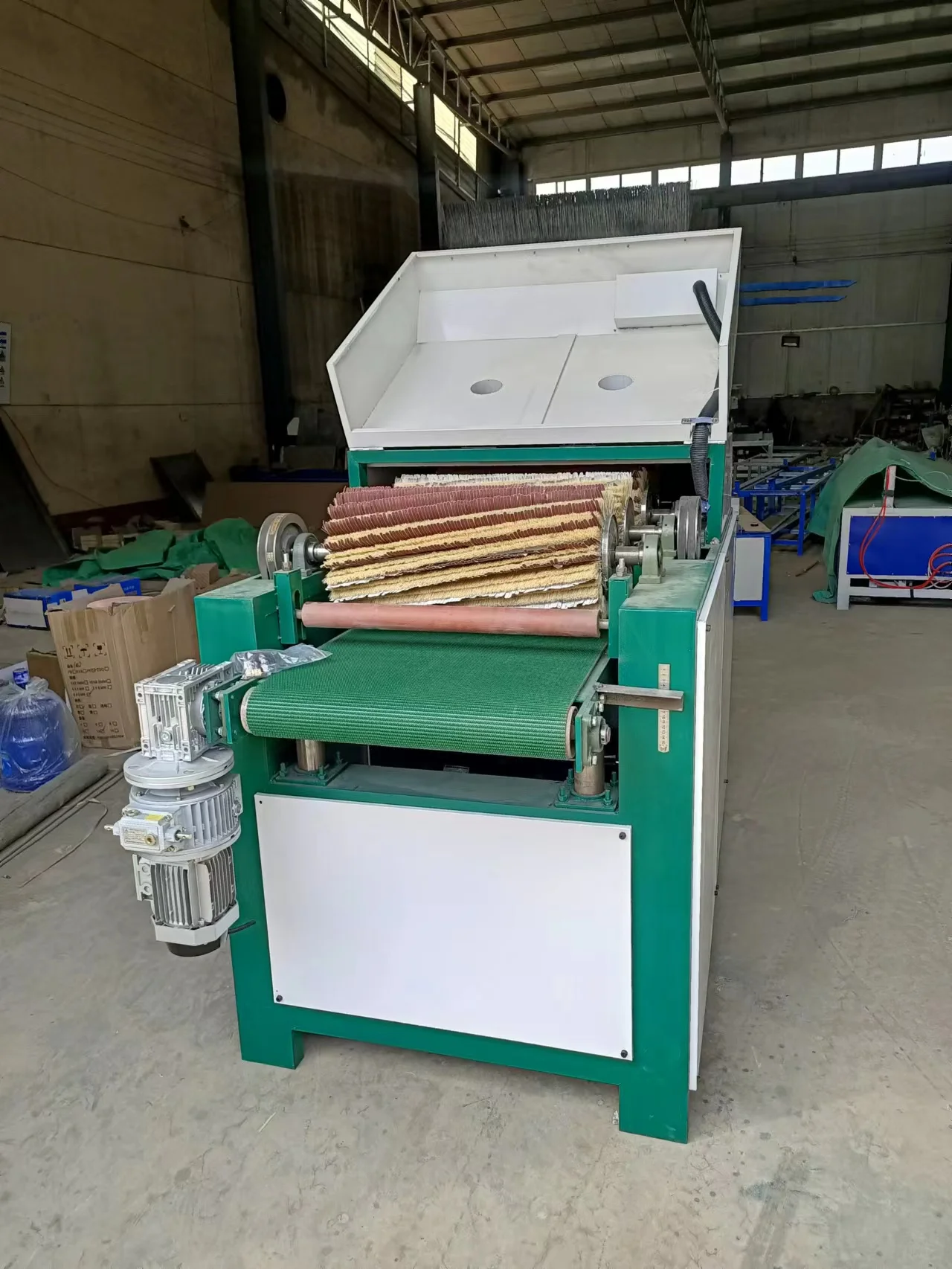 Wood Sanding Machine Board Polisher. Mold Wood Door Polishing Machine ...