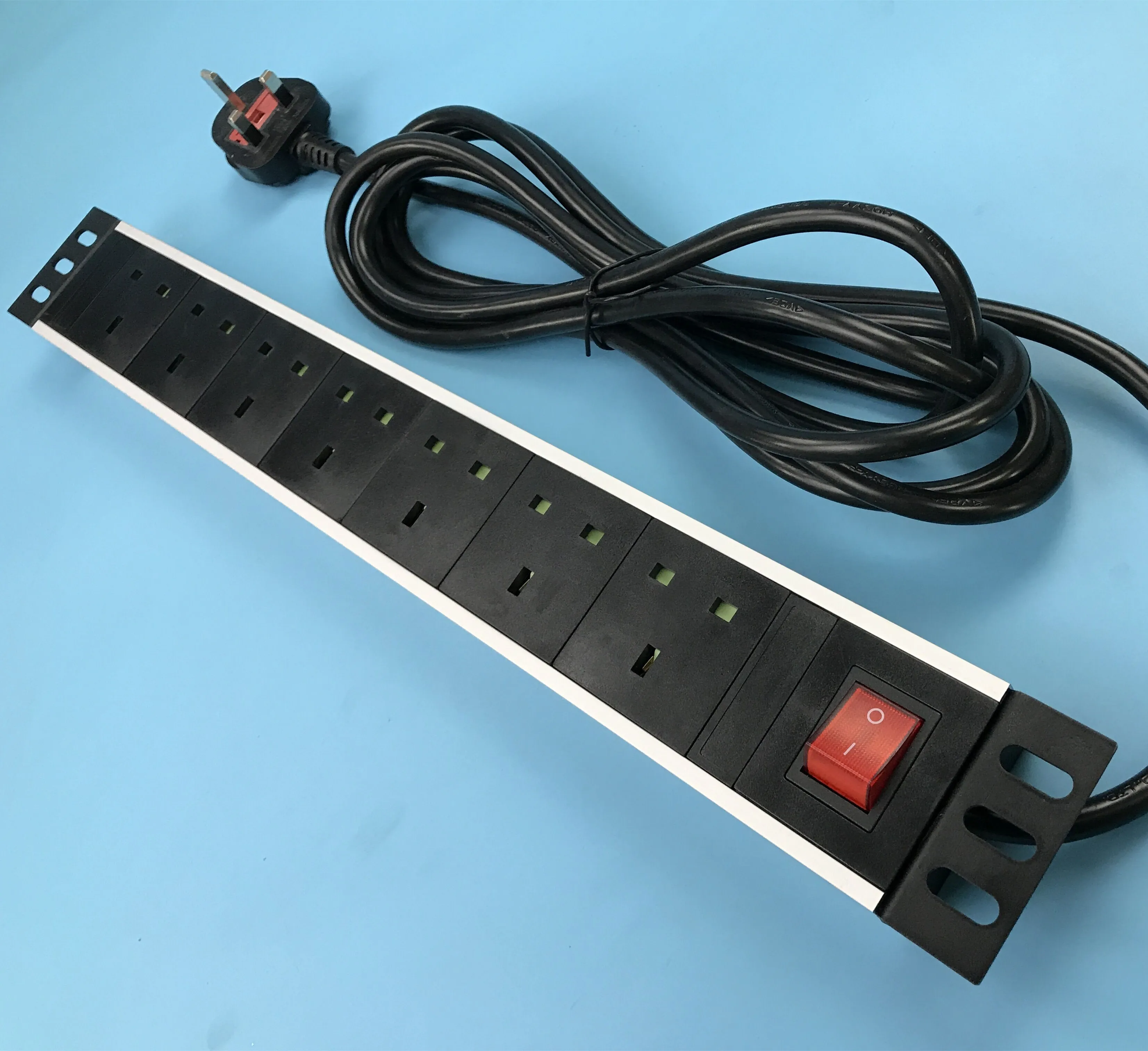 7 Port Metal Outlet Power Strips,Uk Power Distribution Units And ...