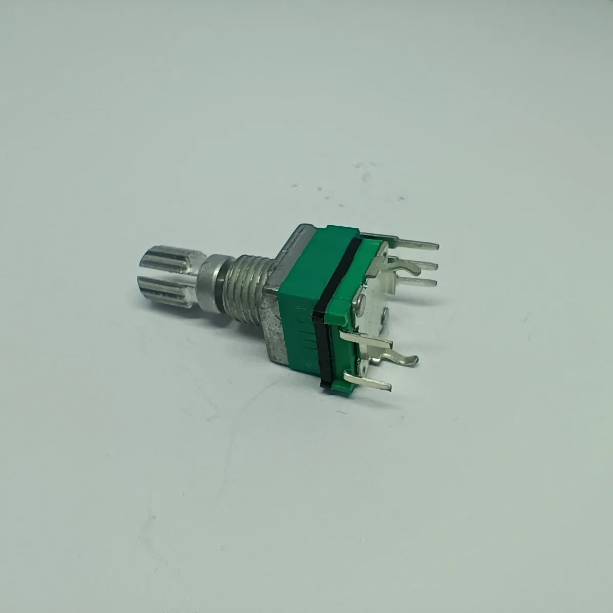 9mm Pcb Mounting Vertical Mount Potentiometer With Push Switch - Buy ...