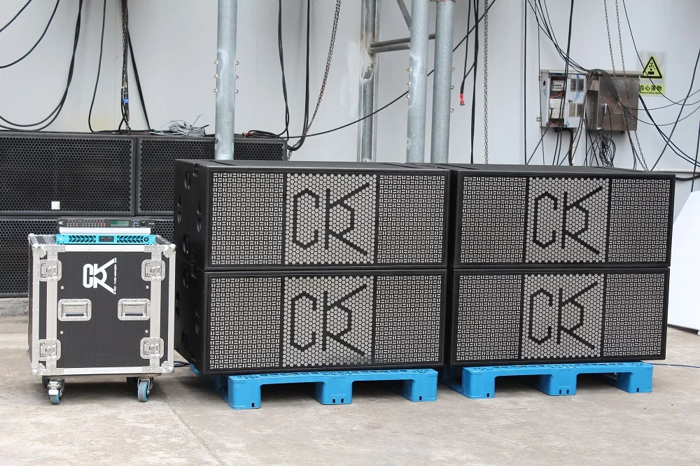 CVR D-3004 Power Amplifiers - 3000W Active/passive 4 Channels