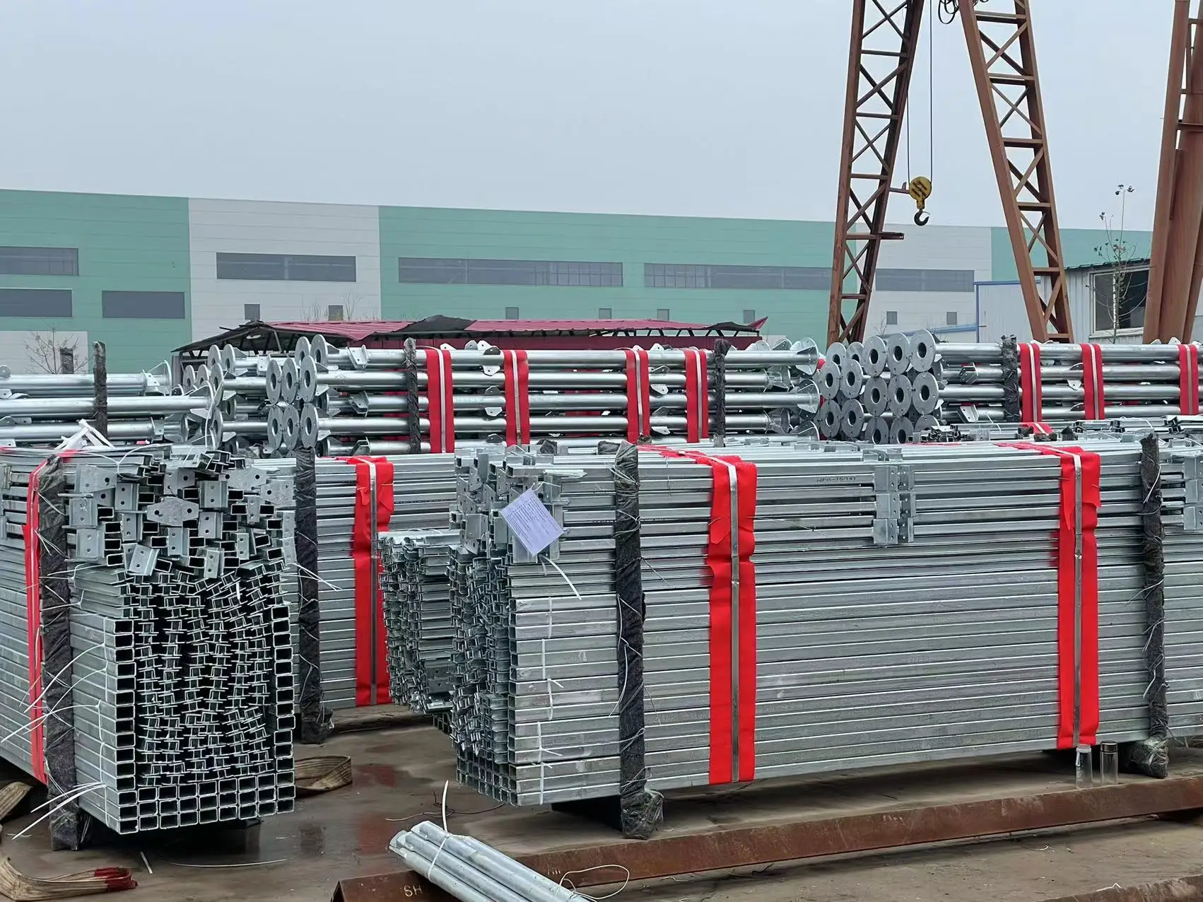 3 Leg Triangle Free Standing Cell Angle Lattice Galvanized Steel ...