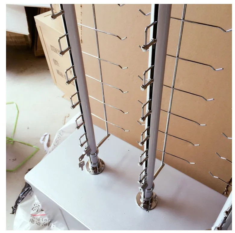 Wholesale Aluminum Alloy Lockable Glasses Wall Mounted Eyeglasses ...