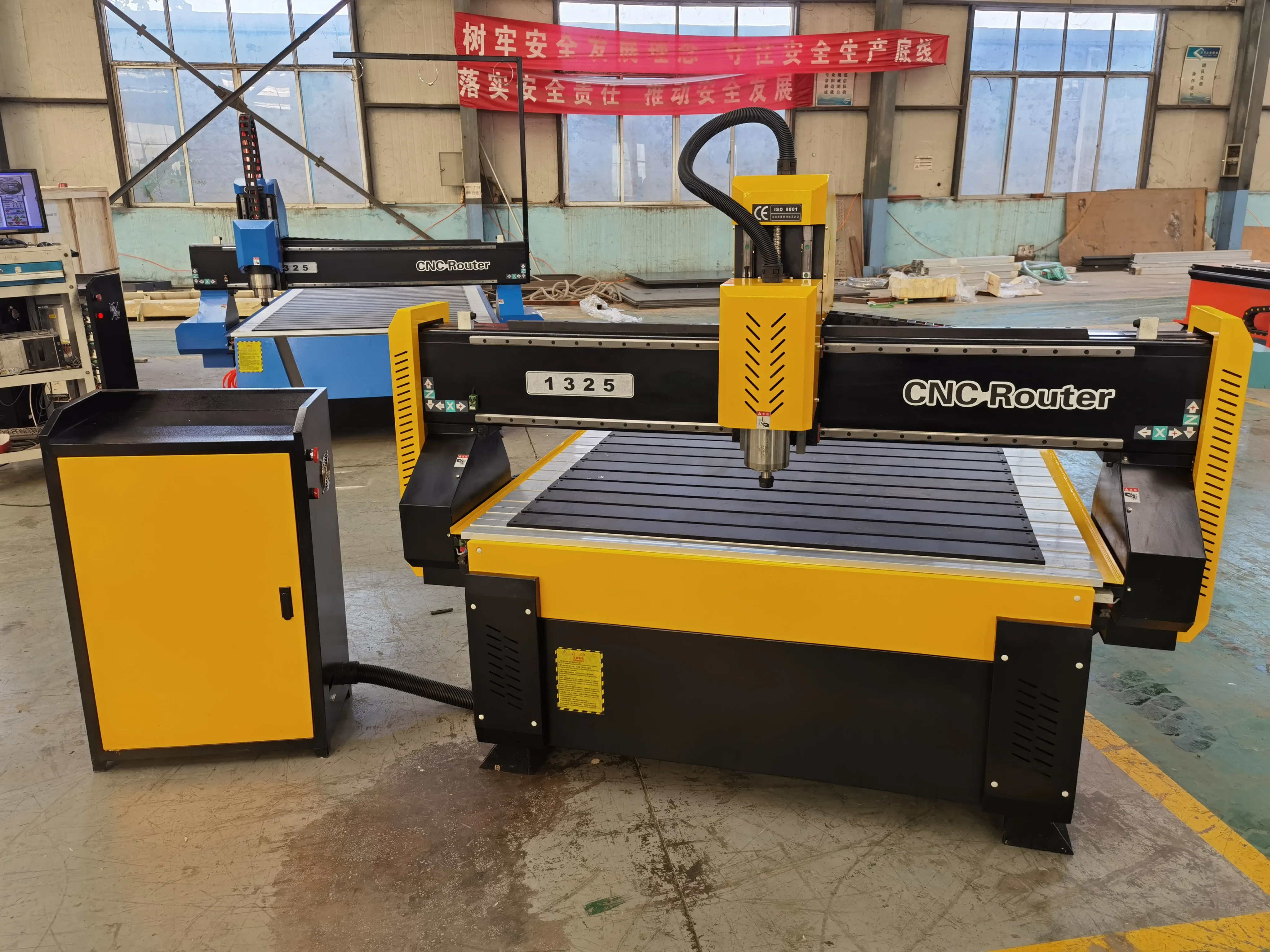 4x8 Ft Automatic Atc 3d Cnc Wood Carving Machine 1325 Woodworking ...