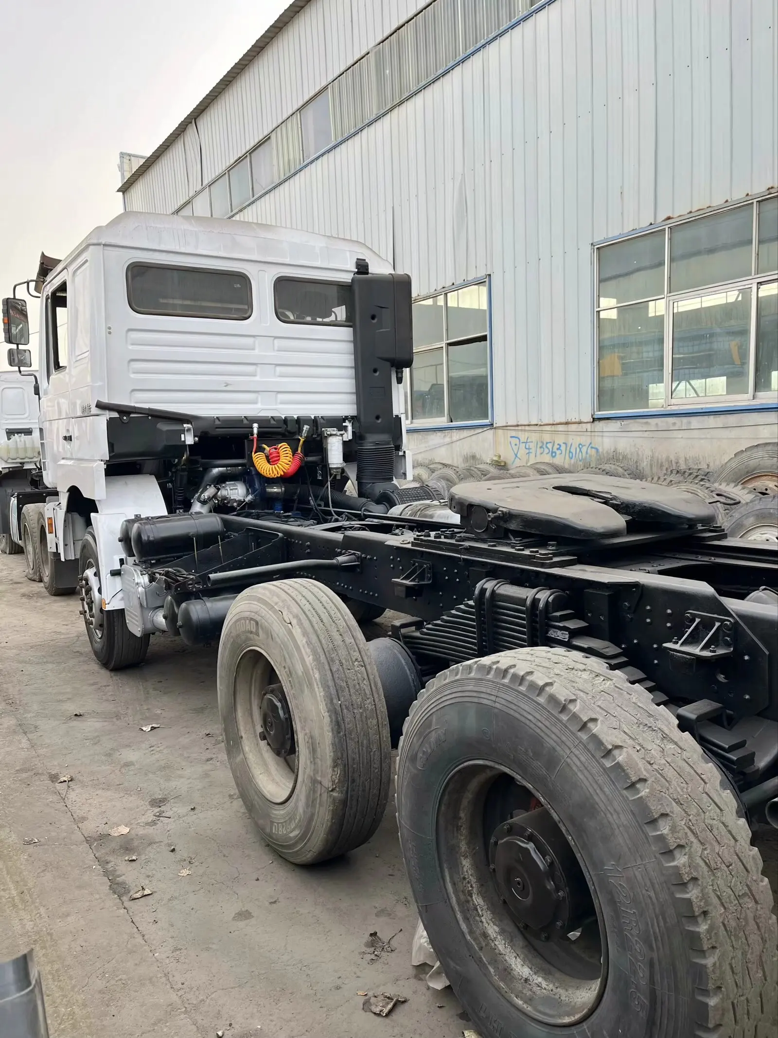 China Shacman X3000 Euro 2 Euro 3 Tractor Truck Low Price For Sale With ...
