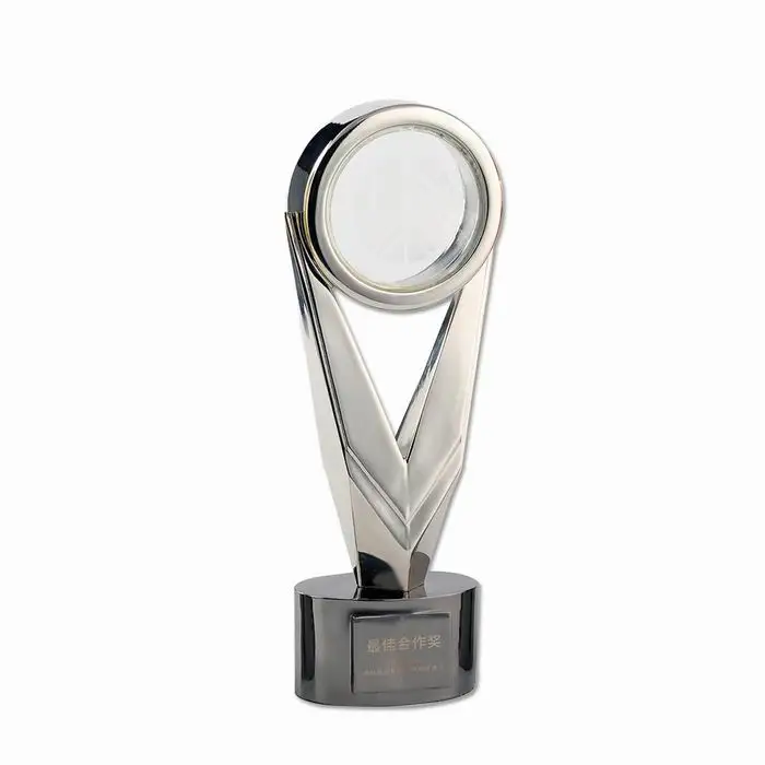 Customized Metal Tire Trophy Custom Alloy Souvenir Gift Creative Trophy ...