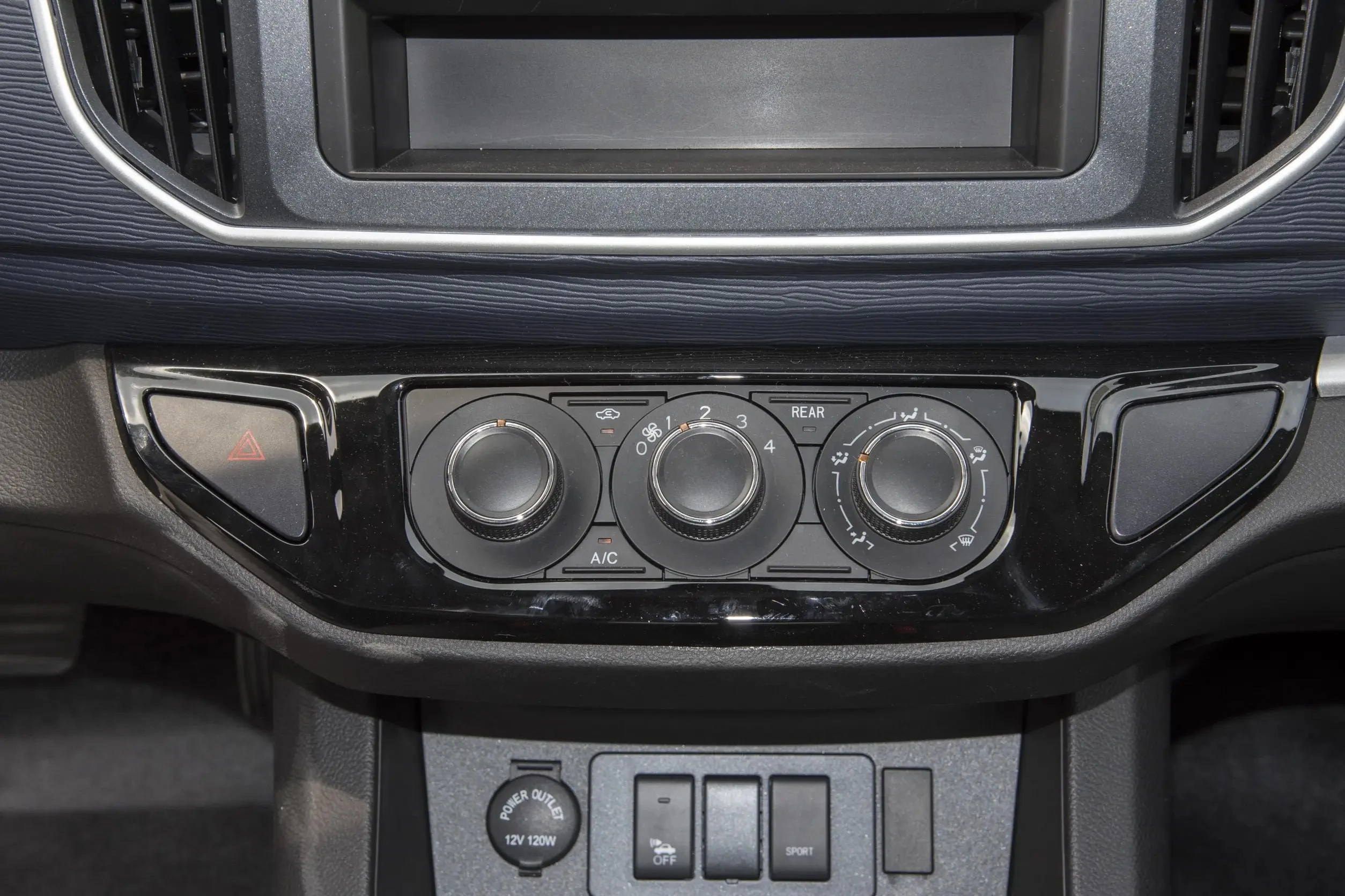 Dongfeng Forthing Electric MPV - 9 Seaters Passenger Van