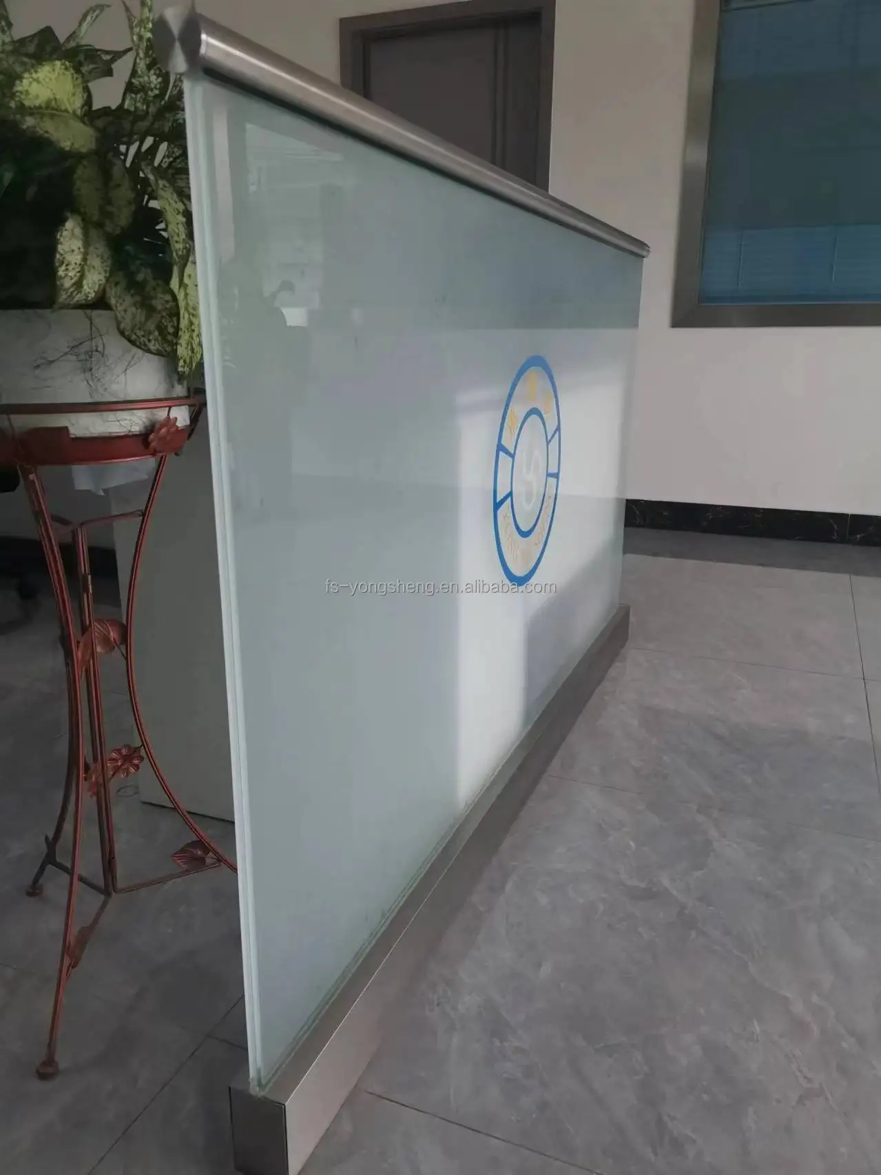 Aluminum U Groove Channel Body with Stainless Steel Frame