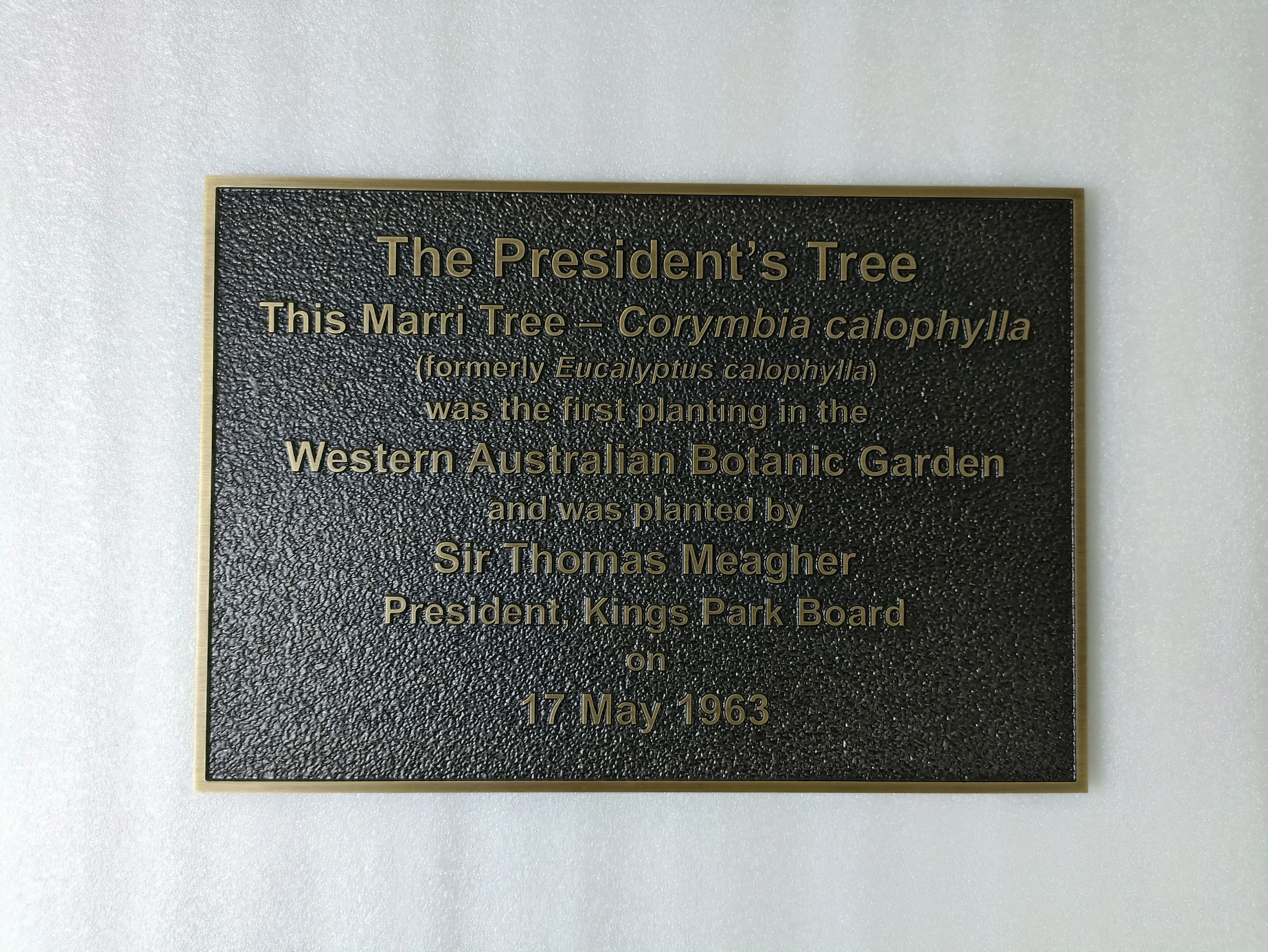 Plaque Signboard Custom Sign Antique Led Illuminated Sign Plaque Villa ...