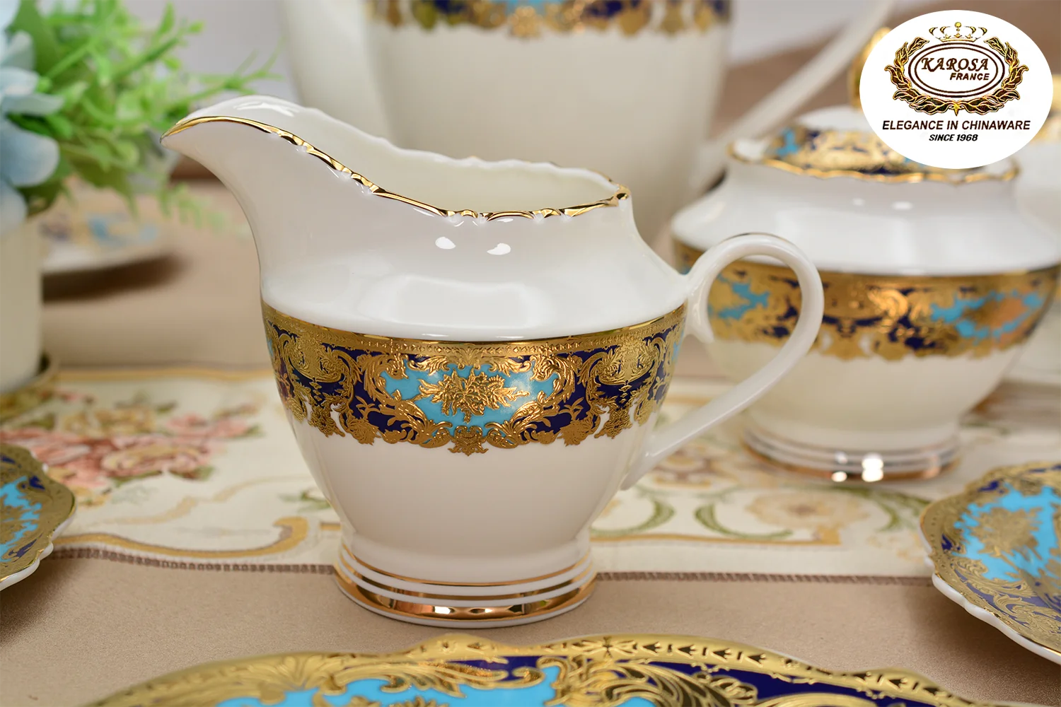 Karosa Design 98 Pcs Bone China Dinnerware Set - Luxury Embossed Gold ...