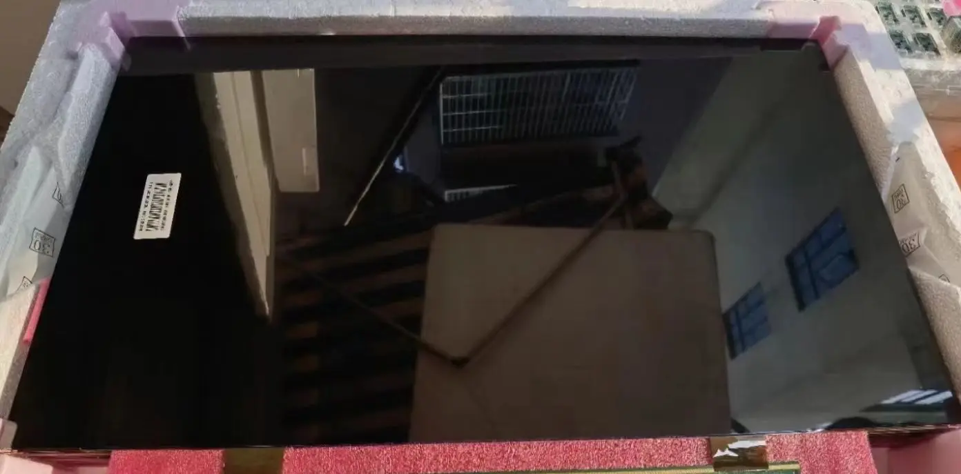 32 Inch LED TV Panel - Replacement LCD Module HV320WHB-N81