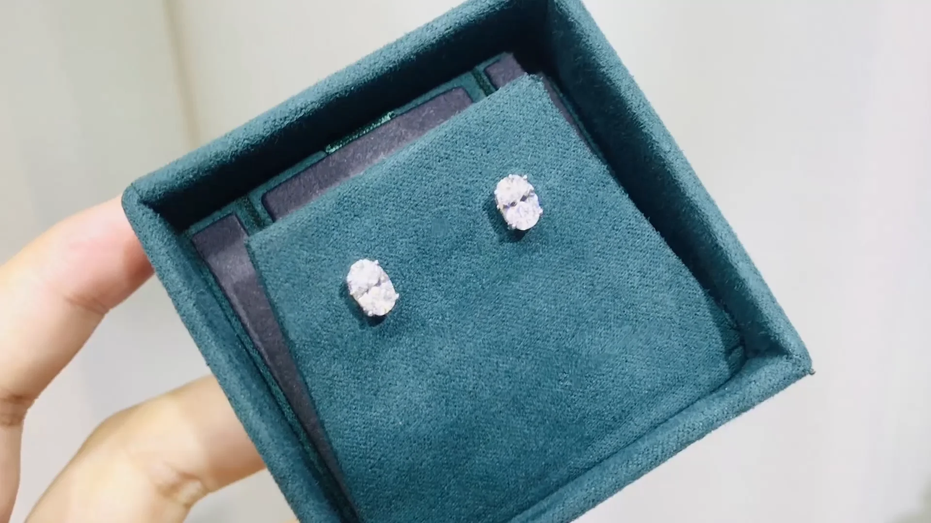 Czcity Oval Diamond Moissanite 925 Sterling Silver Minimalist Wholesale ...