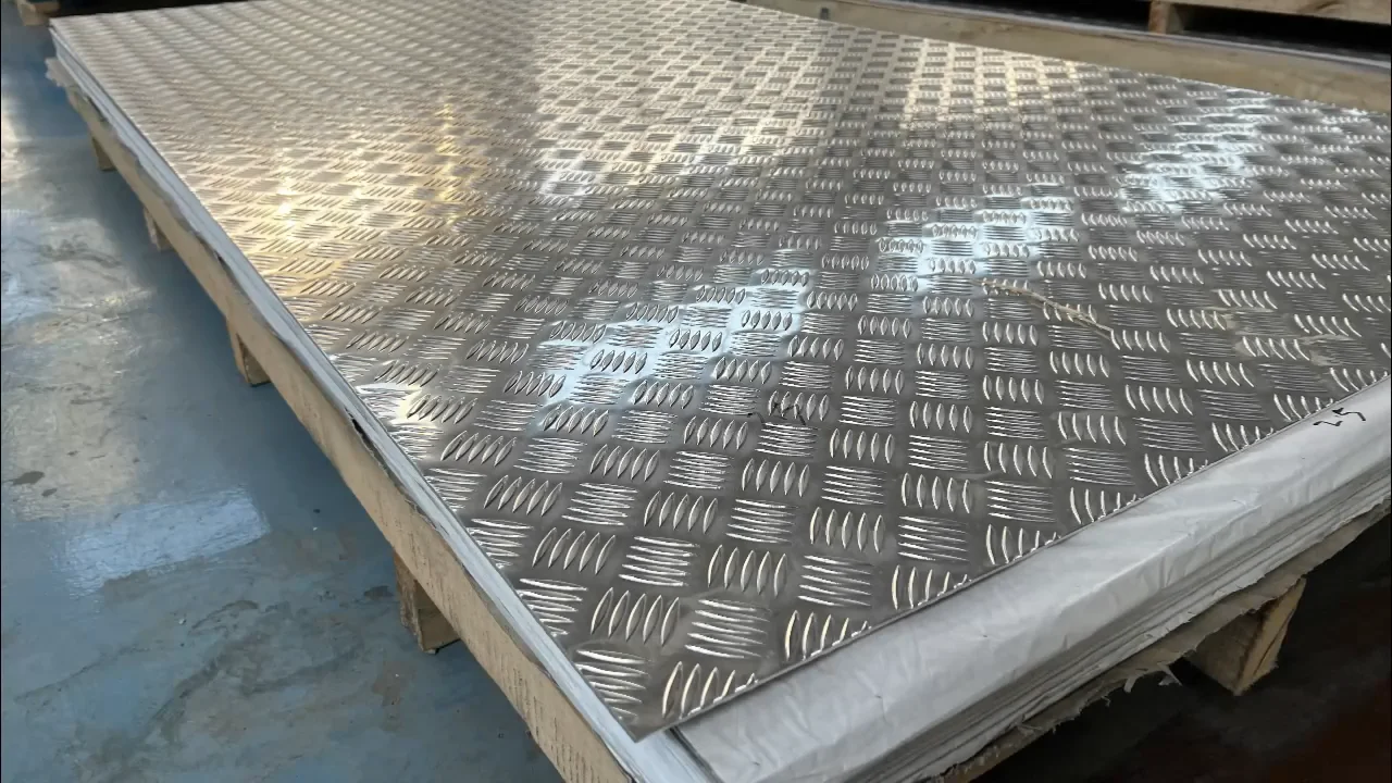 1000 8000 Series Aluminium Checker Plate Embossed Aluminum Sheet For ...