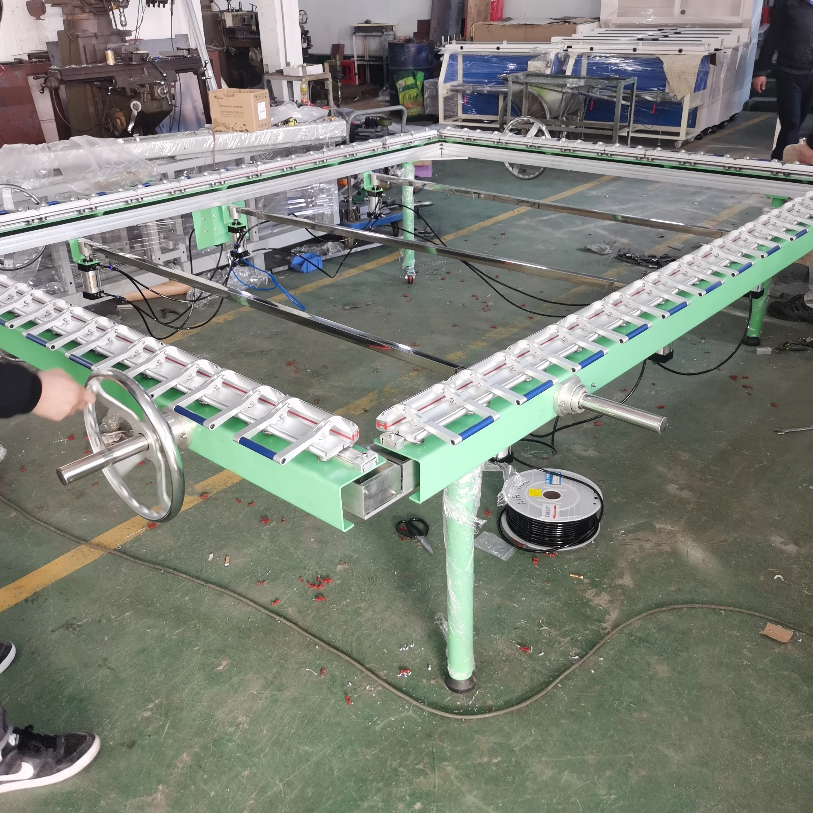 Automatic Screen Mesh Tension Stretcher New and Used Condition ...