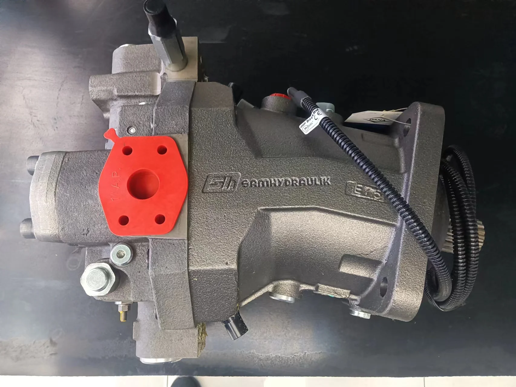 Xcmg Mobile Crane Parts Hydraulic Piston Motors Sh7v 108 Oe Sao Lm Rie ...