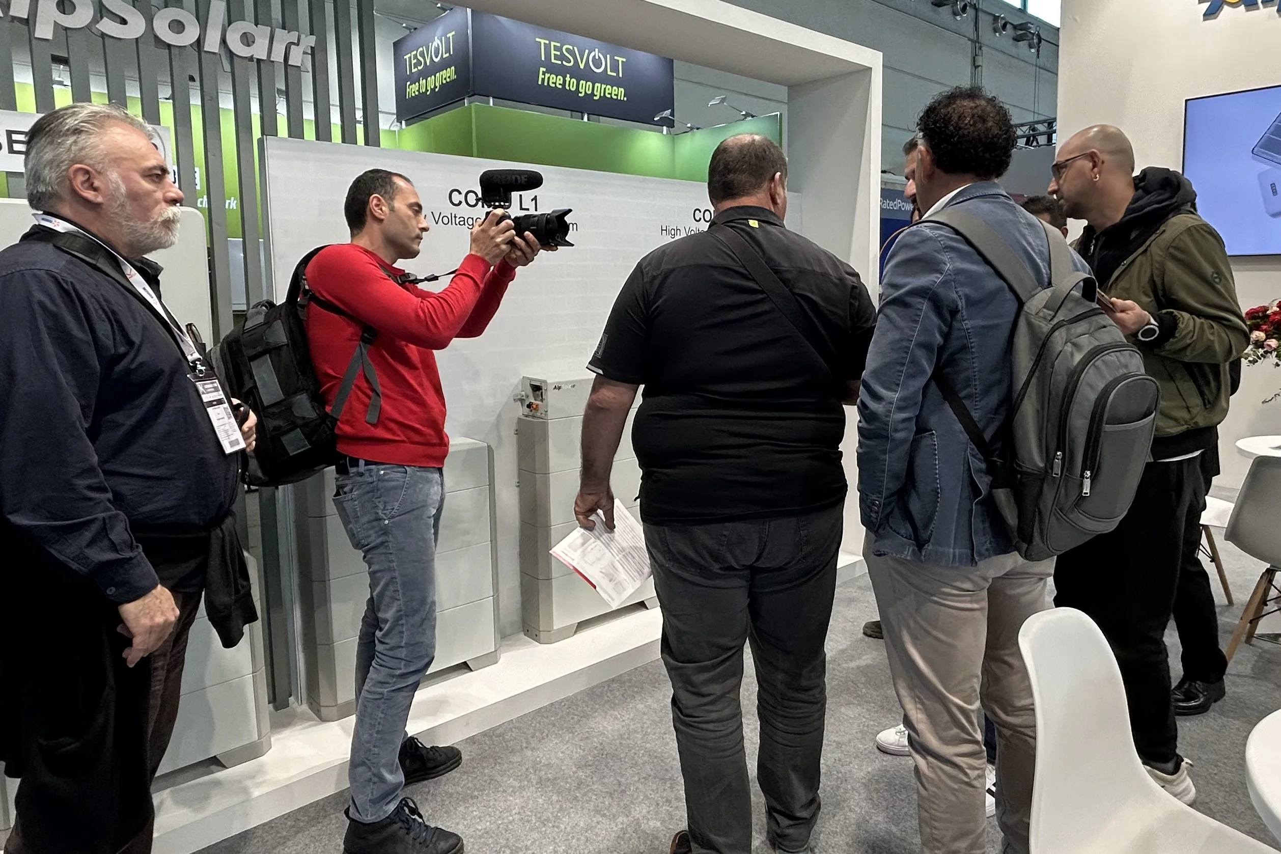 Residential Hybrid Inverter Three-phase Alpsolarr Rosa T2 12kw - Buy 12kw Residential Three ...