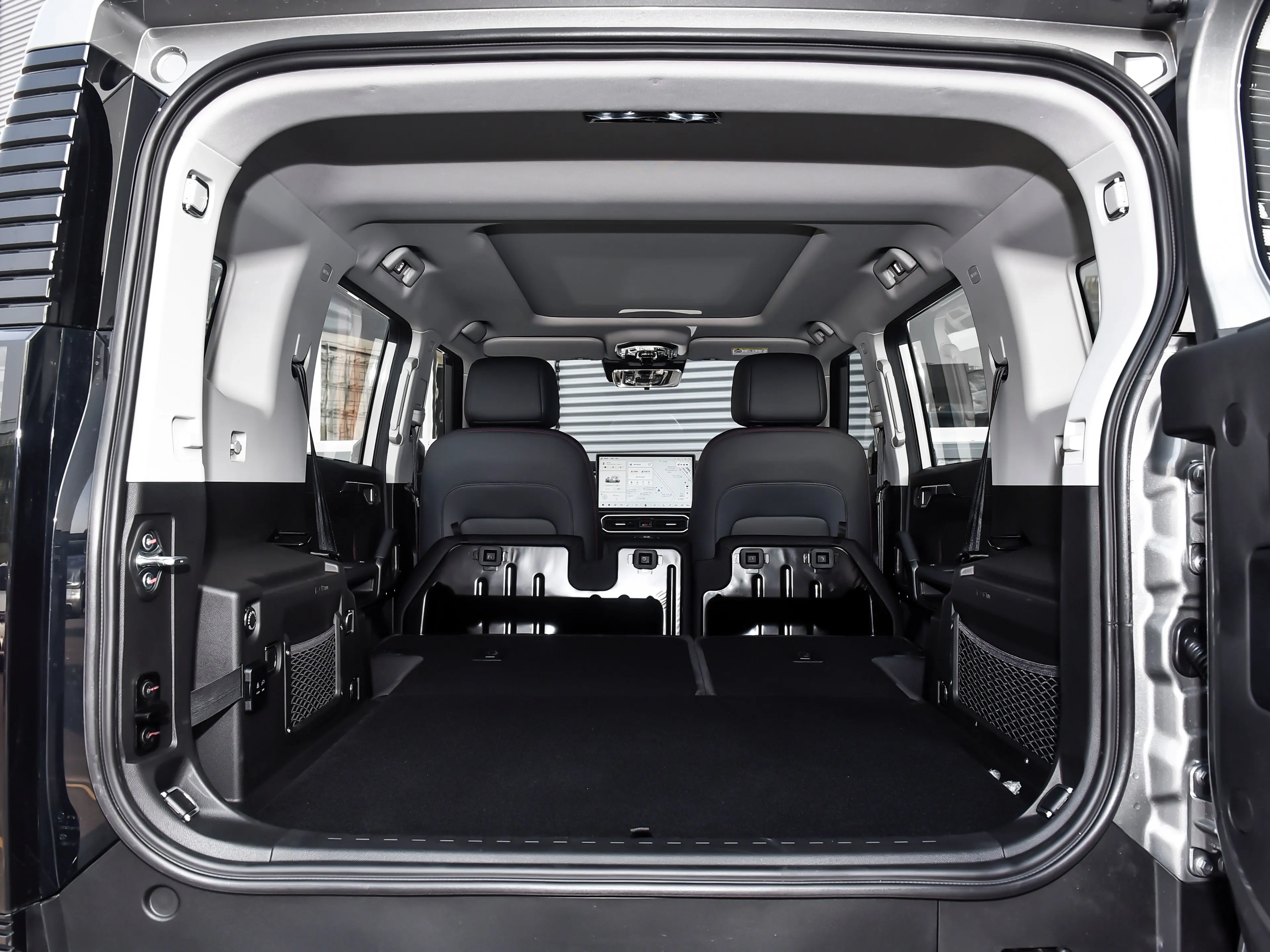 Jetour Traveler T2 EV Car - Efficient New Energy Vehicle