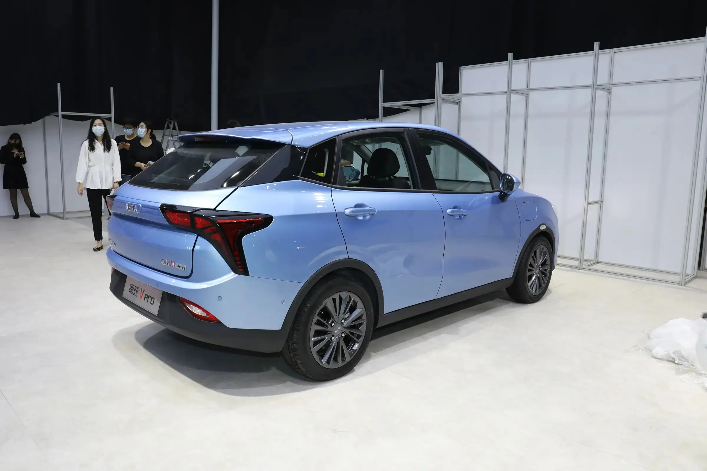 New Neta Nezha V Hozon Neta U 500 Pro Suv Ev Car Vehicle Fast Charging ...