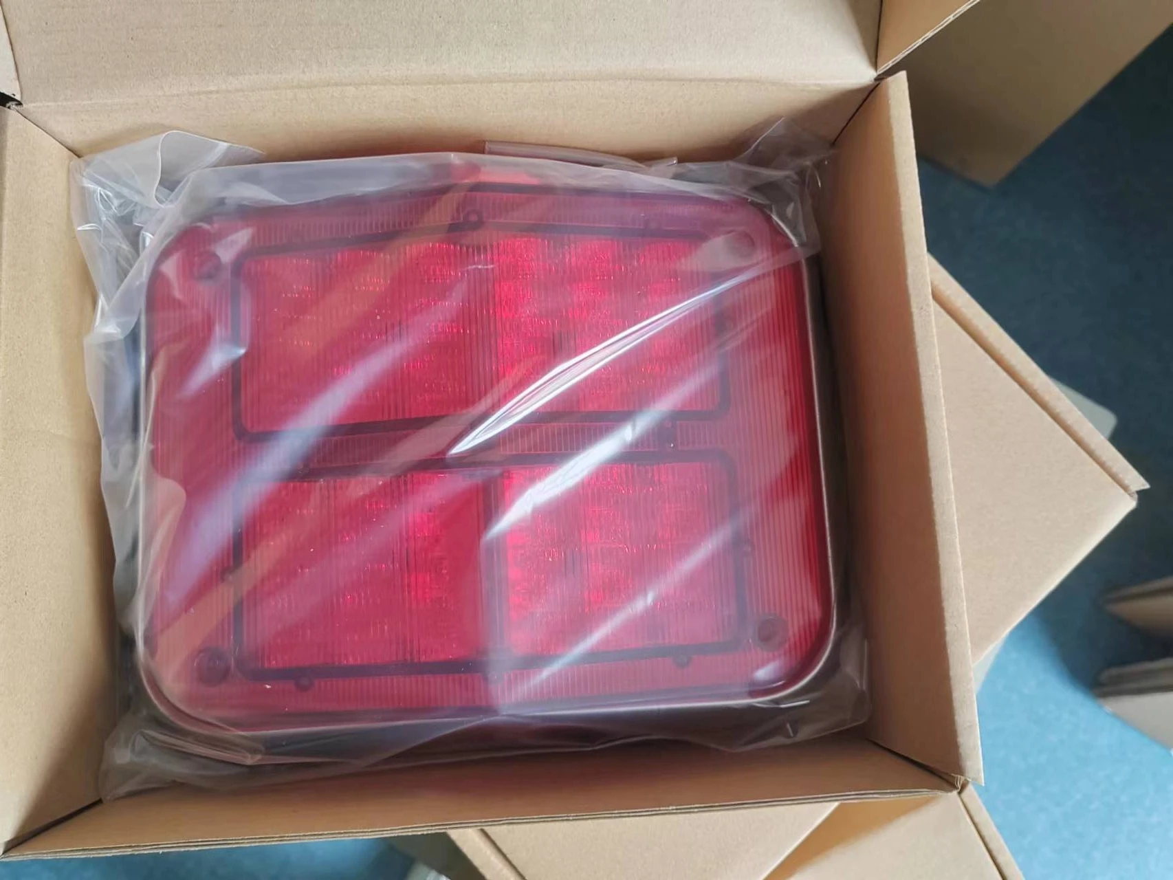 Triangle Design Ambulance Side LED Strobe Lights for Vehicles| Alibaba.com