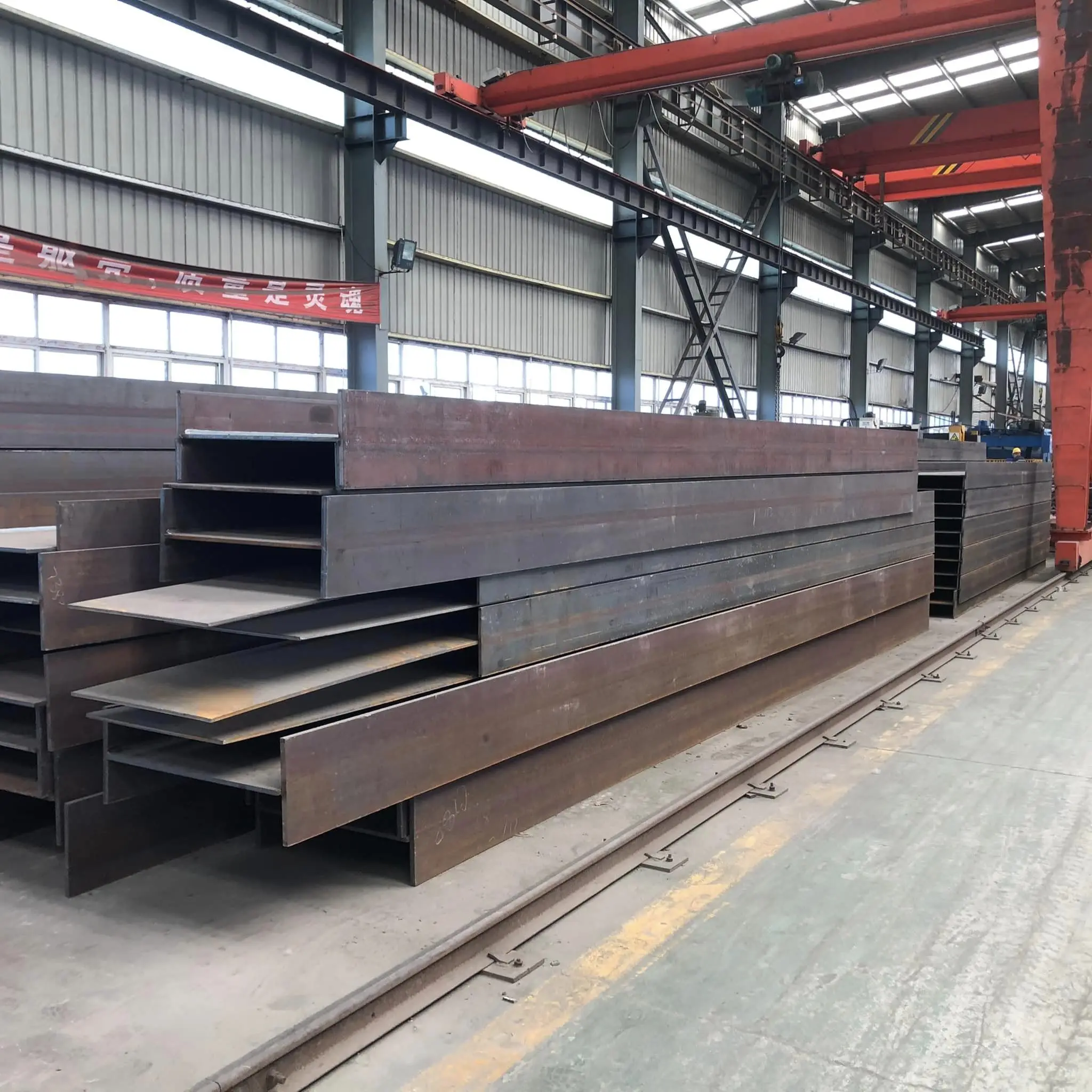 Jis Standard Sm490a Low Alloy Carbon Steel H Beam Channel With Good ...