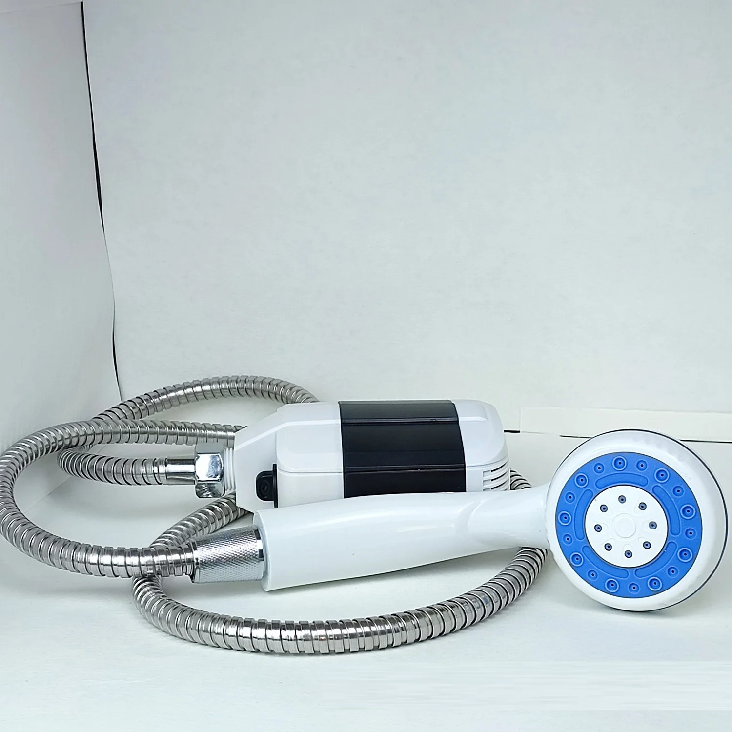 Portable Camping Outdoor Shower - Handheld & Battery Powered