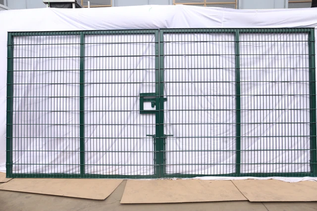 Wholesale 656 / 868 Twin-wire Mesh Security Fencing With Double Leaf ...