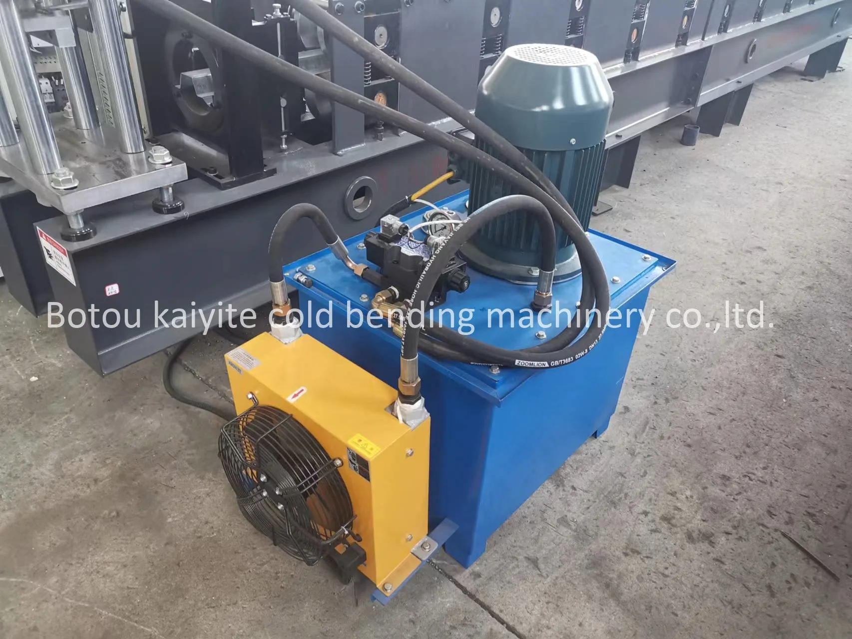 Metal Omega Top Hat Profile Ceiling Batten Furring Channel Roll Forming ...