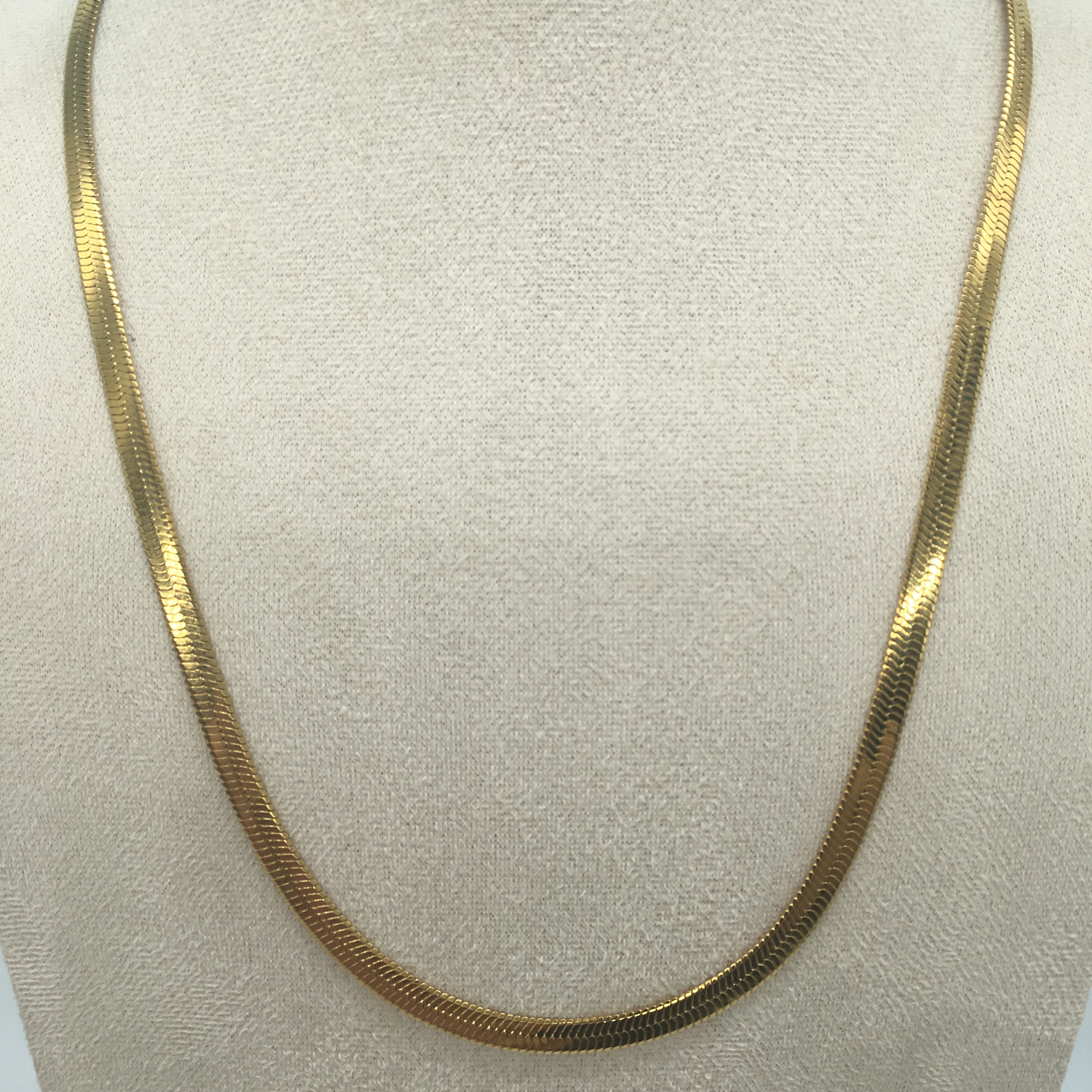 European and American titanium steel snake bone chain ins wind necklace ...