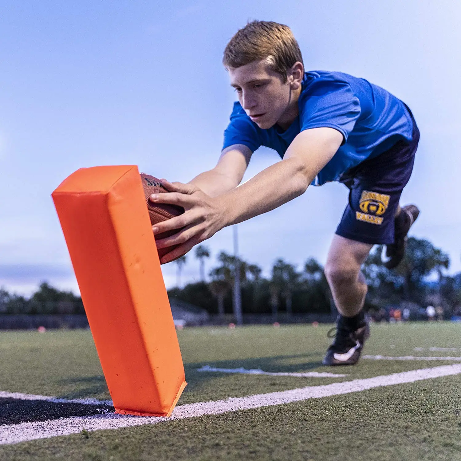 ZONWINXIN Football Endzone Field Marker Weighted Foam Football Pylon ...