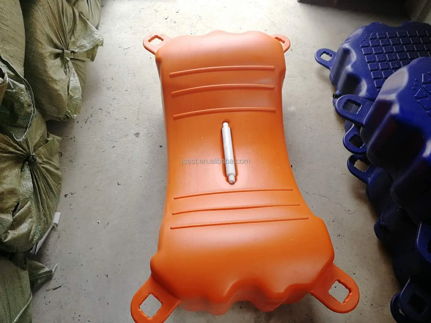 Boat Dock Lift Portable Pontoon Aquarium Plastic Fish Motorized Pool ...