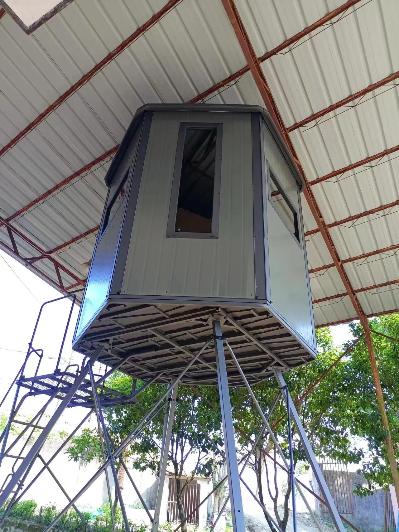 INNOPOWER Box Office Blind - High Quality Deer Hunting Stand