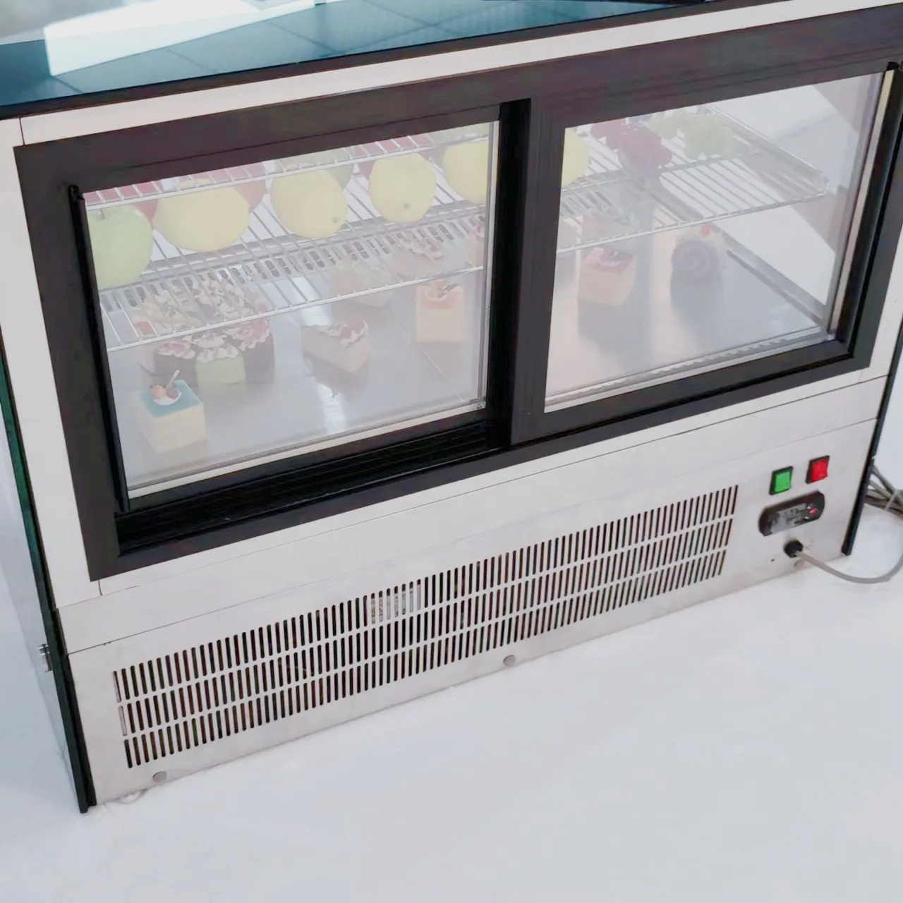 Cake Showcase Counter Top Bakery Showcase /glass Display Chiller ...