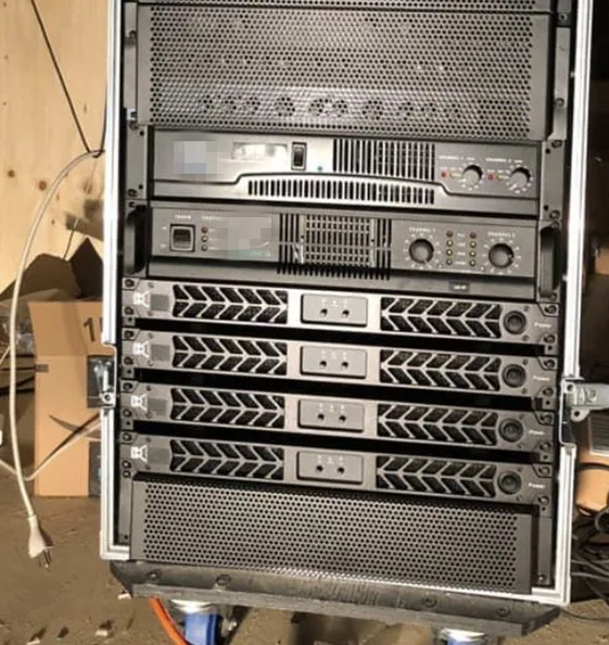 CVR D-3302 Amplifier - 3300 Watt Professional Audio Power