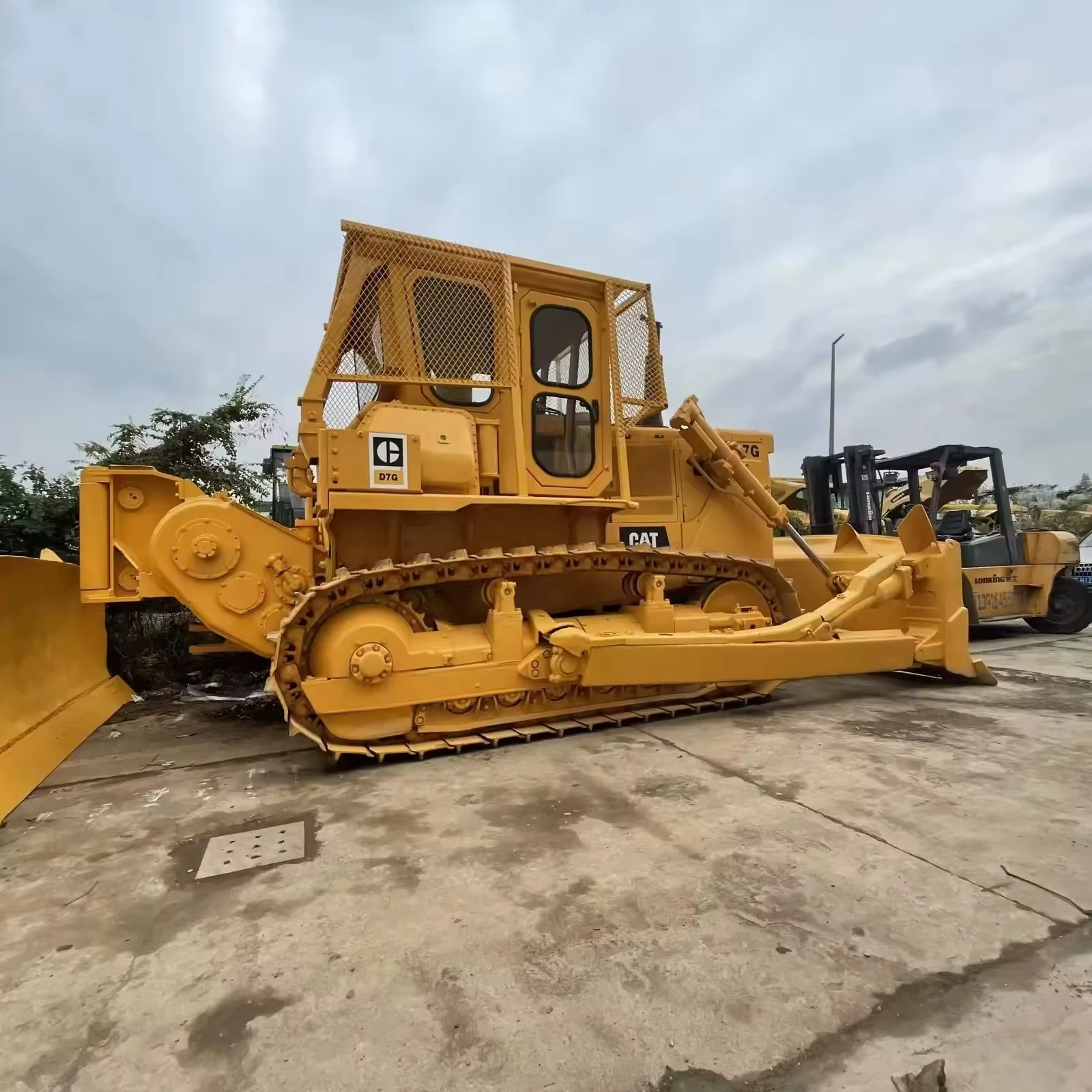 Used Cat D7r Dozer Caterpillar D7r Bulldozers Road Construction ...