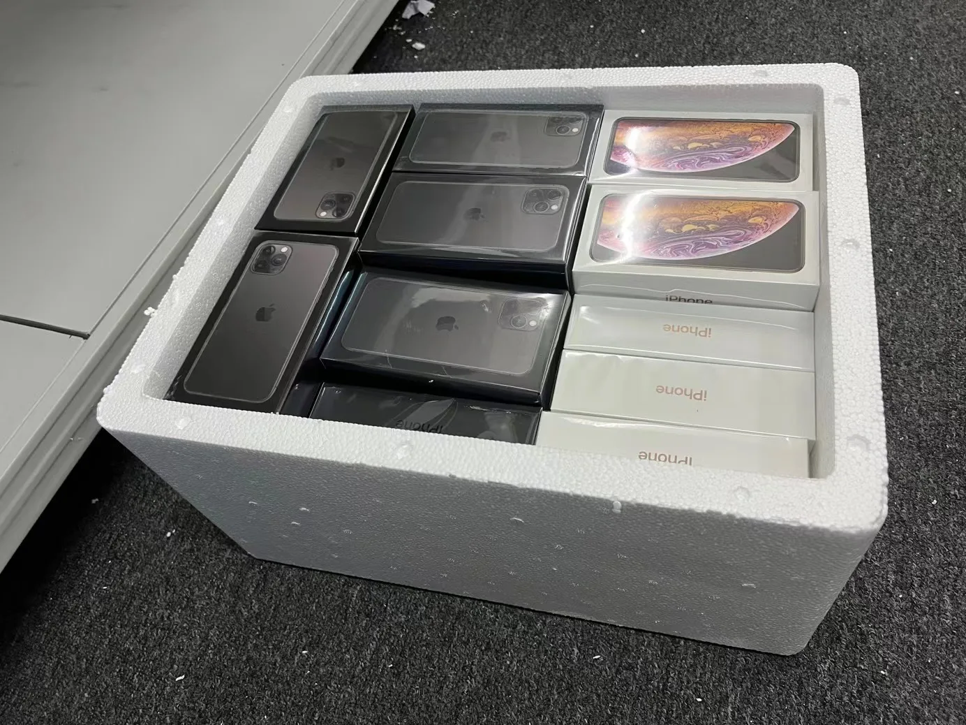 Wholesale Samsung Galaxy S21 Ultra - Refurbished Phones