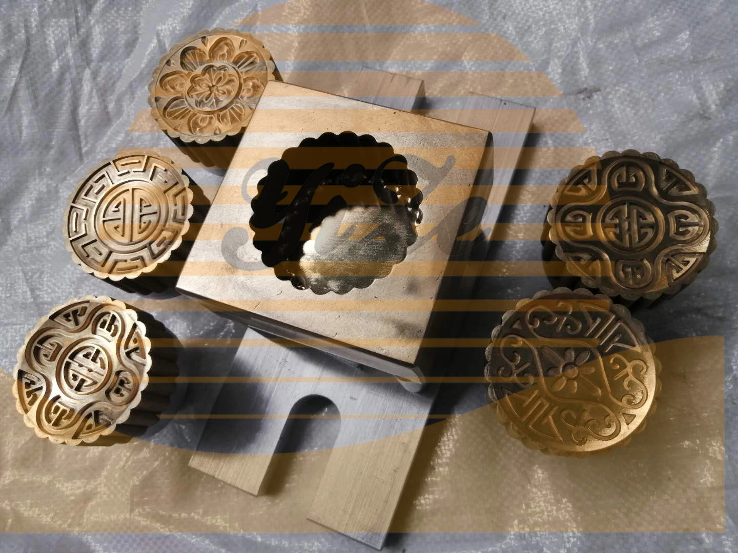 Small Pneumatic Logo Embossing Stamper - Soap Printing Press Machine