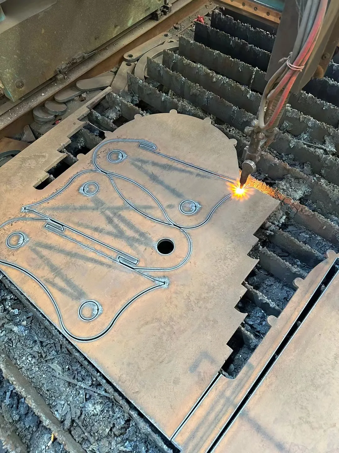 High Quality Rocks Motorized Skeleton Bucket Rock Bucket for Skid Steer ...