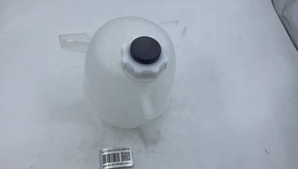 Radiator Coolant Expansion Tank Water Bottle For Duster Clio Logan 1997 ...