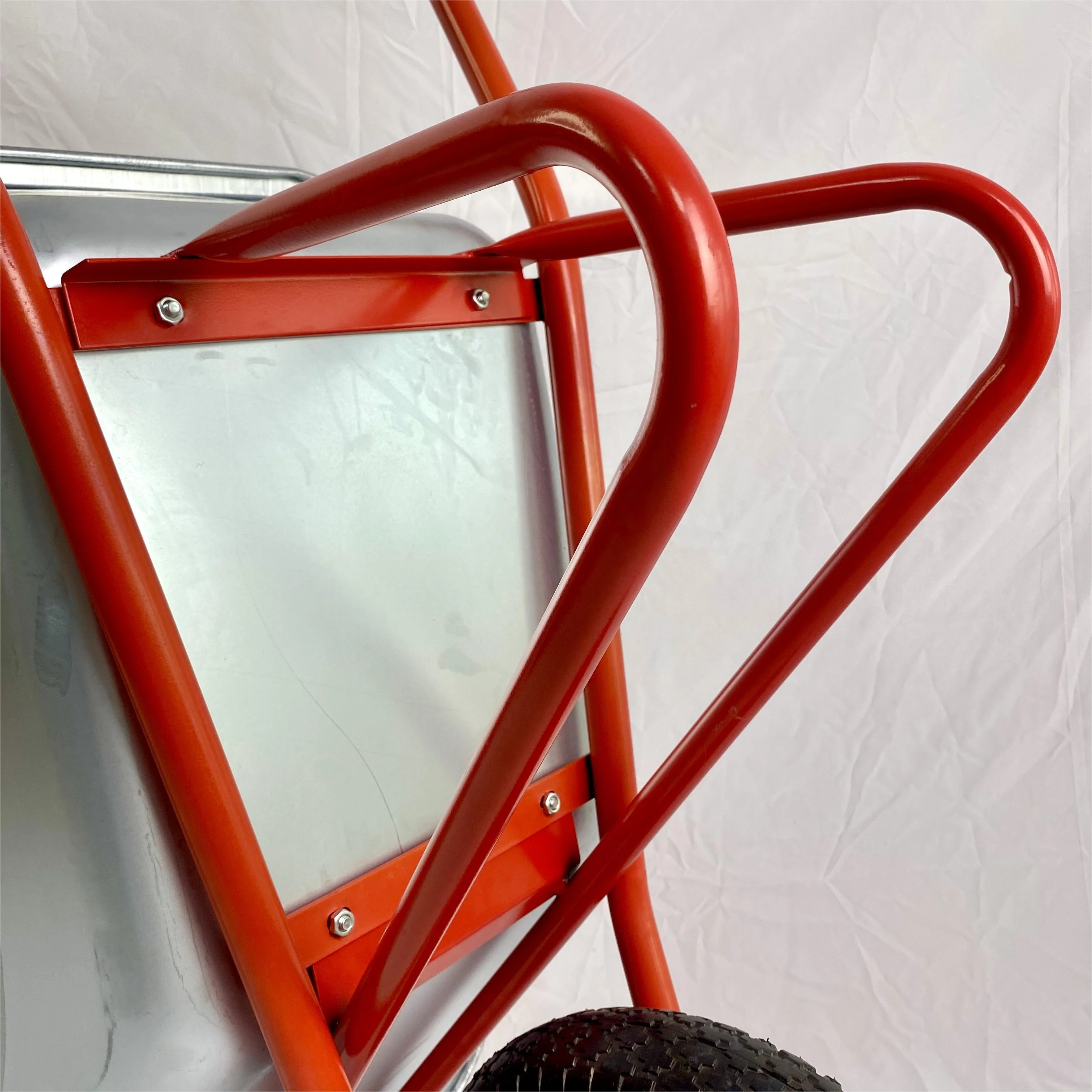 Heavy Duty Steel Wheelbarrow With Galvanized Tray Wb6418 Russia Market ...