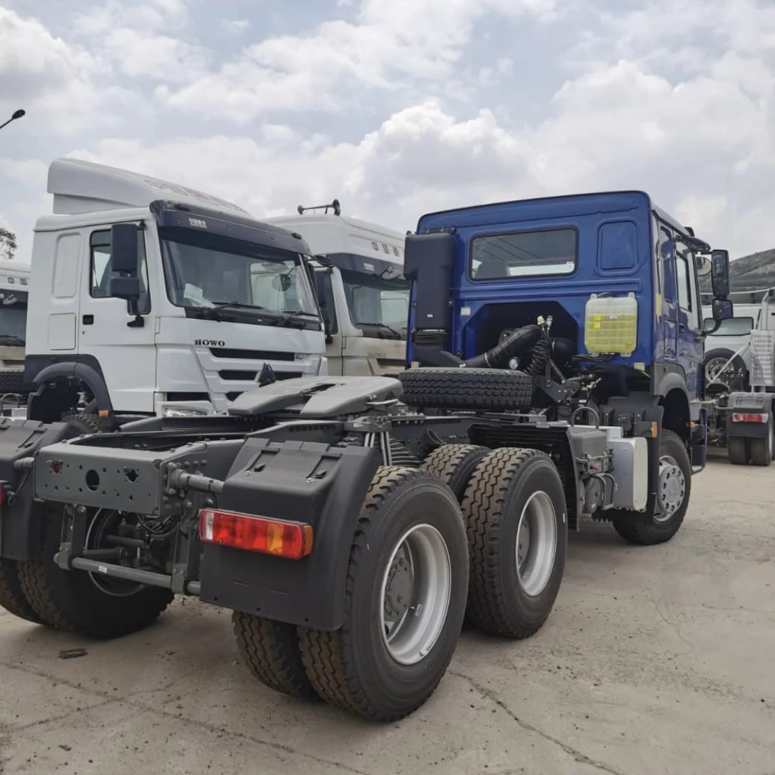 2024 Howo Heavy Truck Lhd Rhd 430 Horse Power 6x4 Tractor Trucks For Sale - Buy 430 Hp Tractor ...