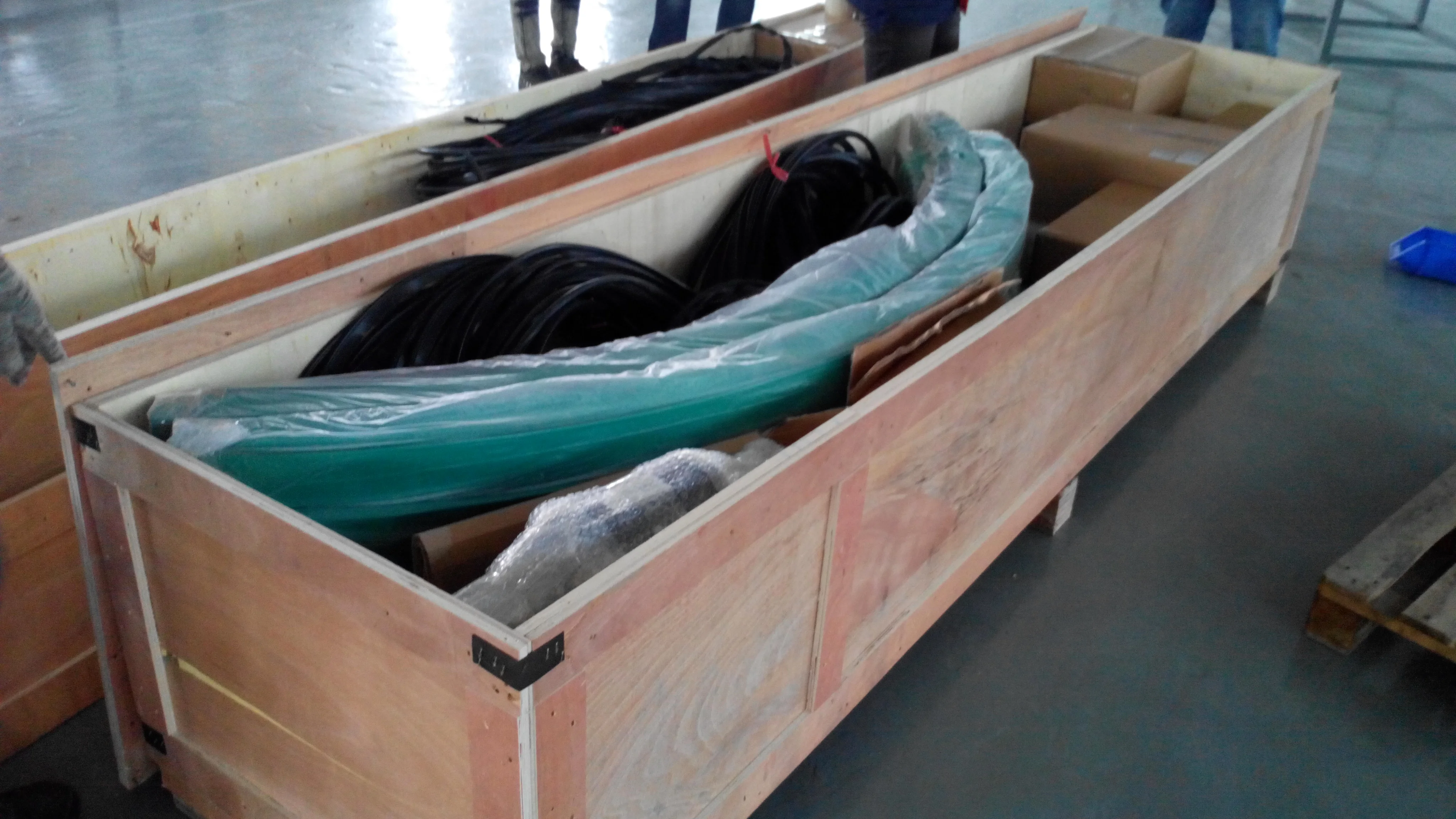 KOMAY Enclosed Conductor Bar System - 35A to 240A Power Rail